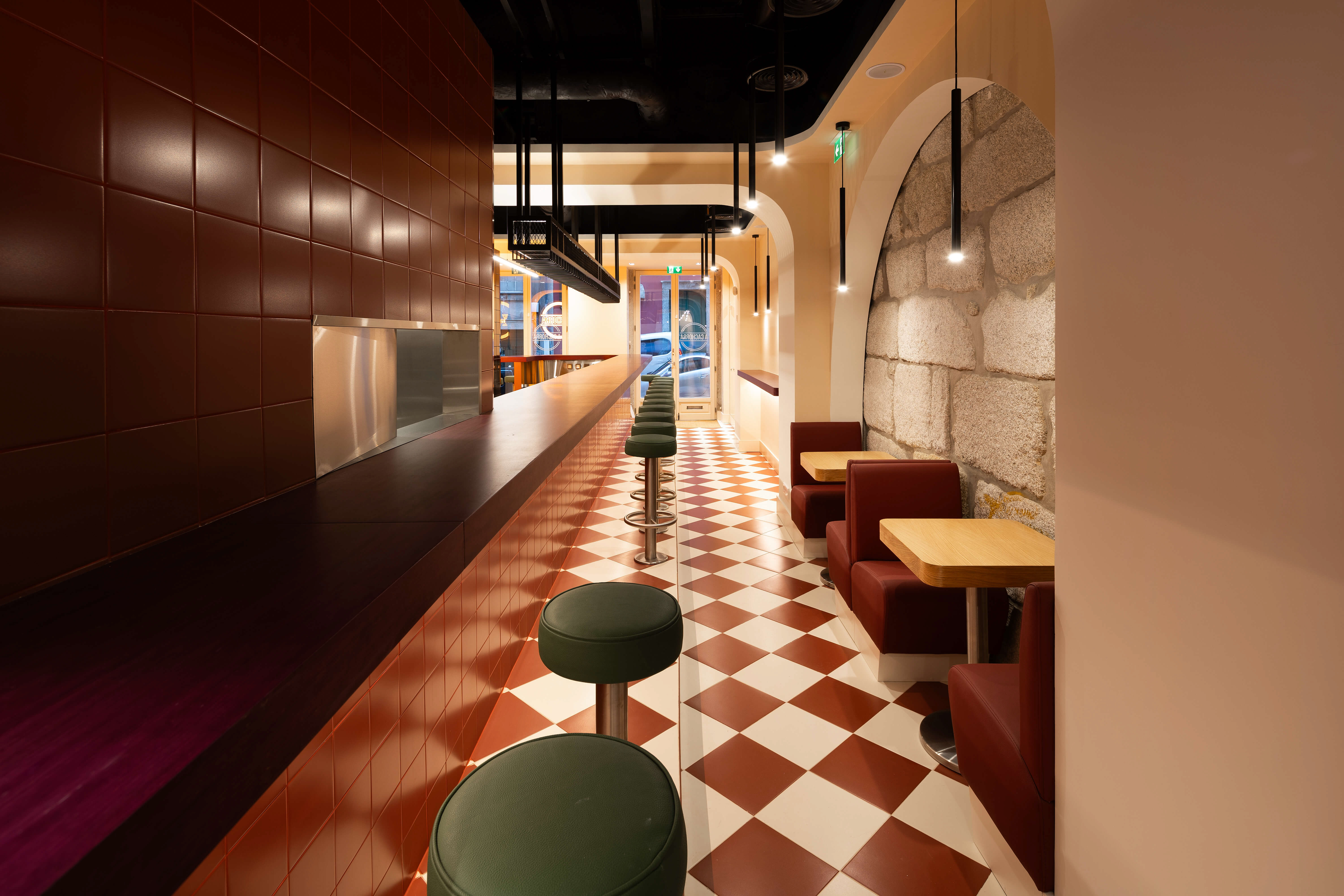 RM RESTAURANT&SNACK BAR by ESQVTA | interior design & architecture ...