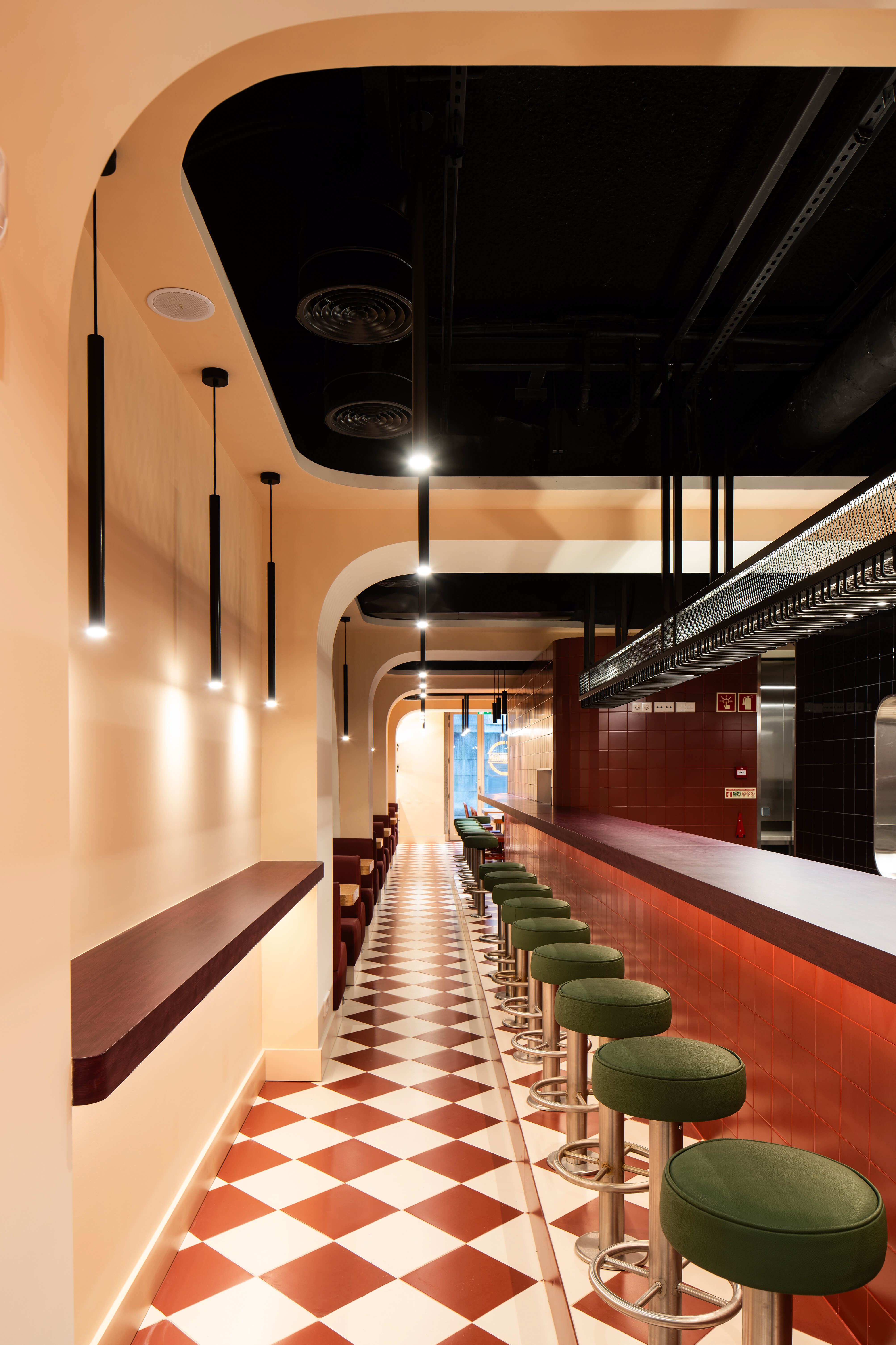 RM RESTAURANT&SNACK BAR by ESQVTA | interior design & architecture ...