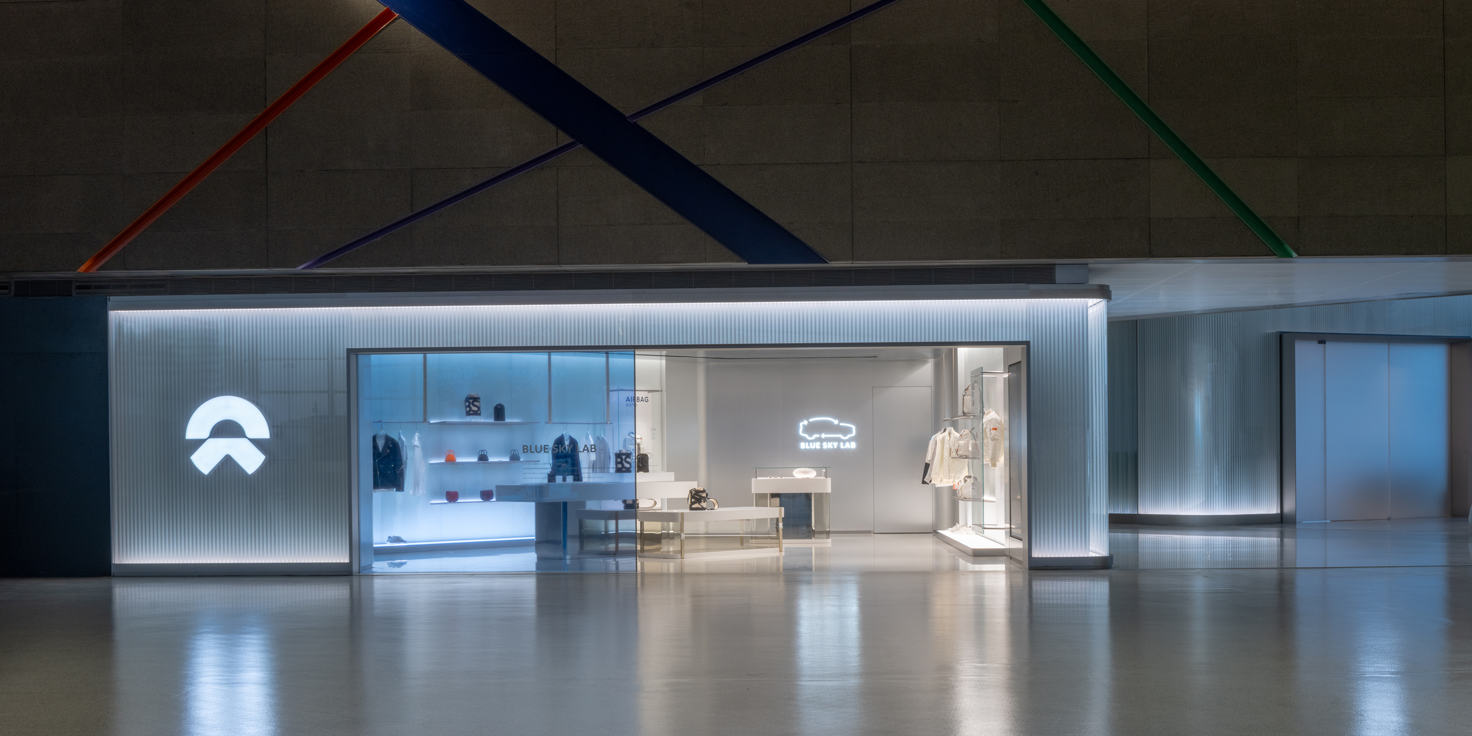 NIO House | Shanghai Hongqiao International Airport by KOKAISTUDIOS ...