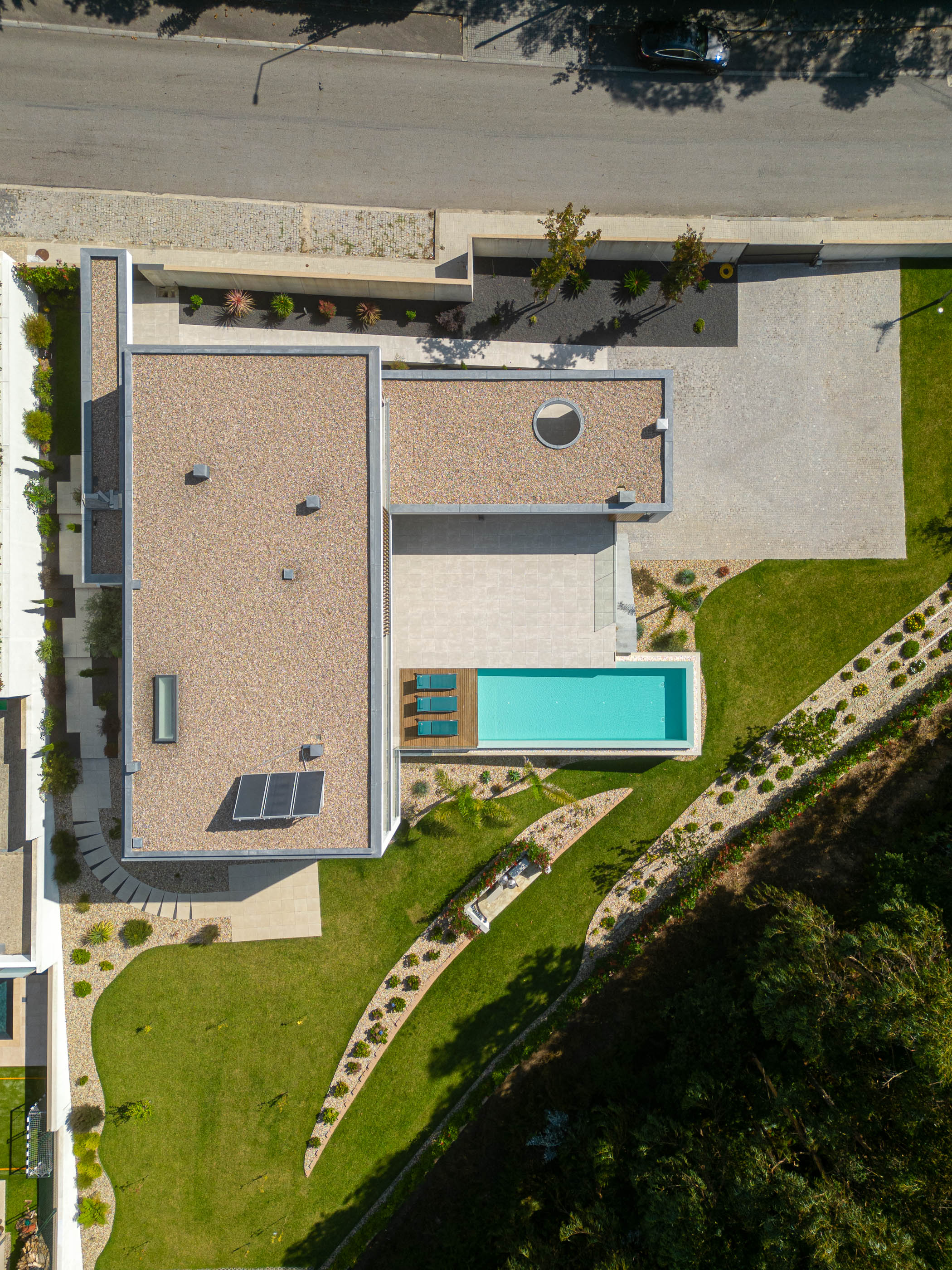 J.M.C. House by Atelier d'Arquitectura Lopes da Costa - Architizer