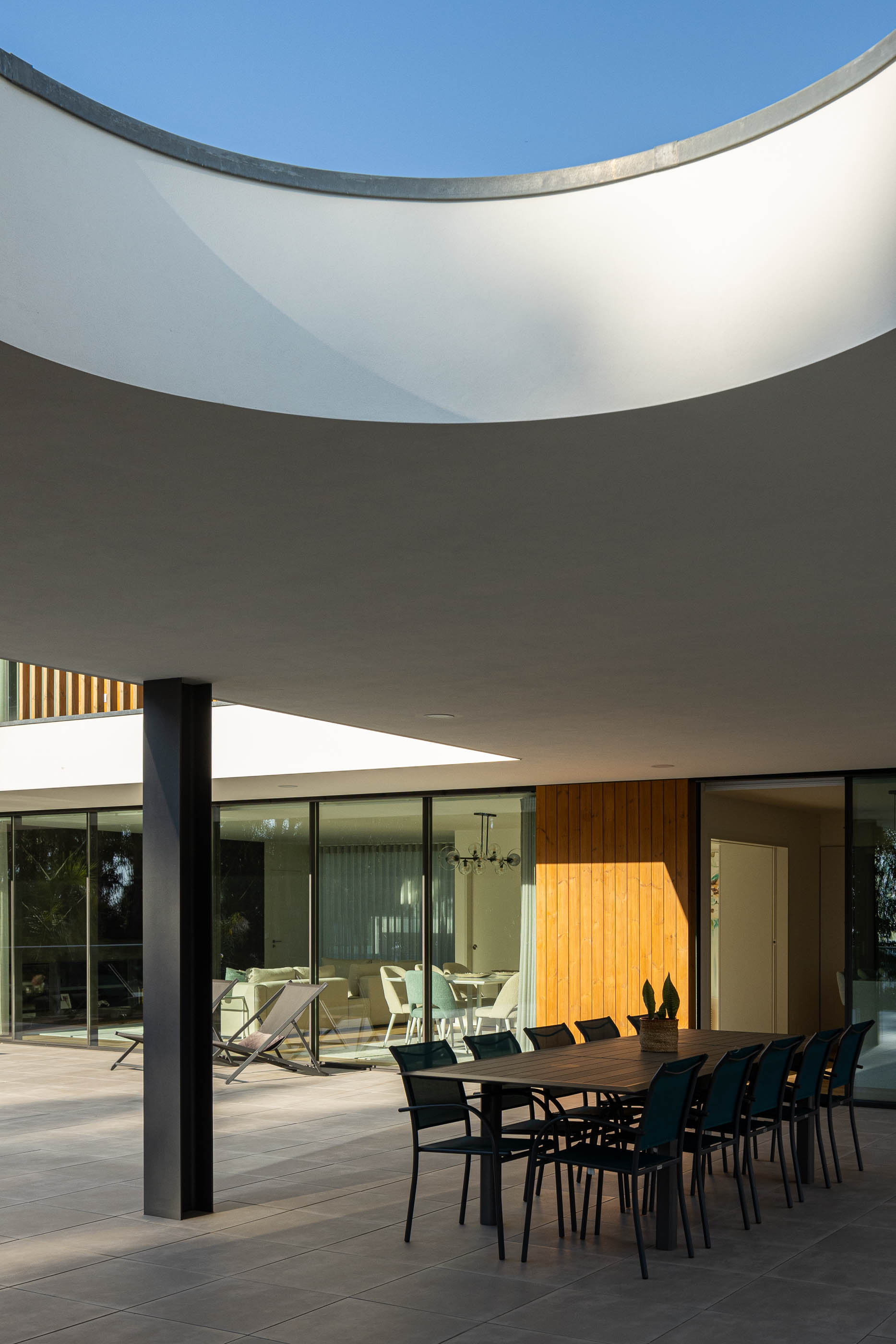 J.M.C. House by Atelier d'Arquitectura Lopes da Costa - Architizer