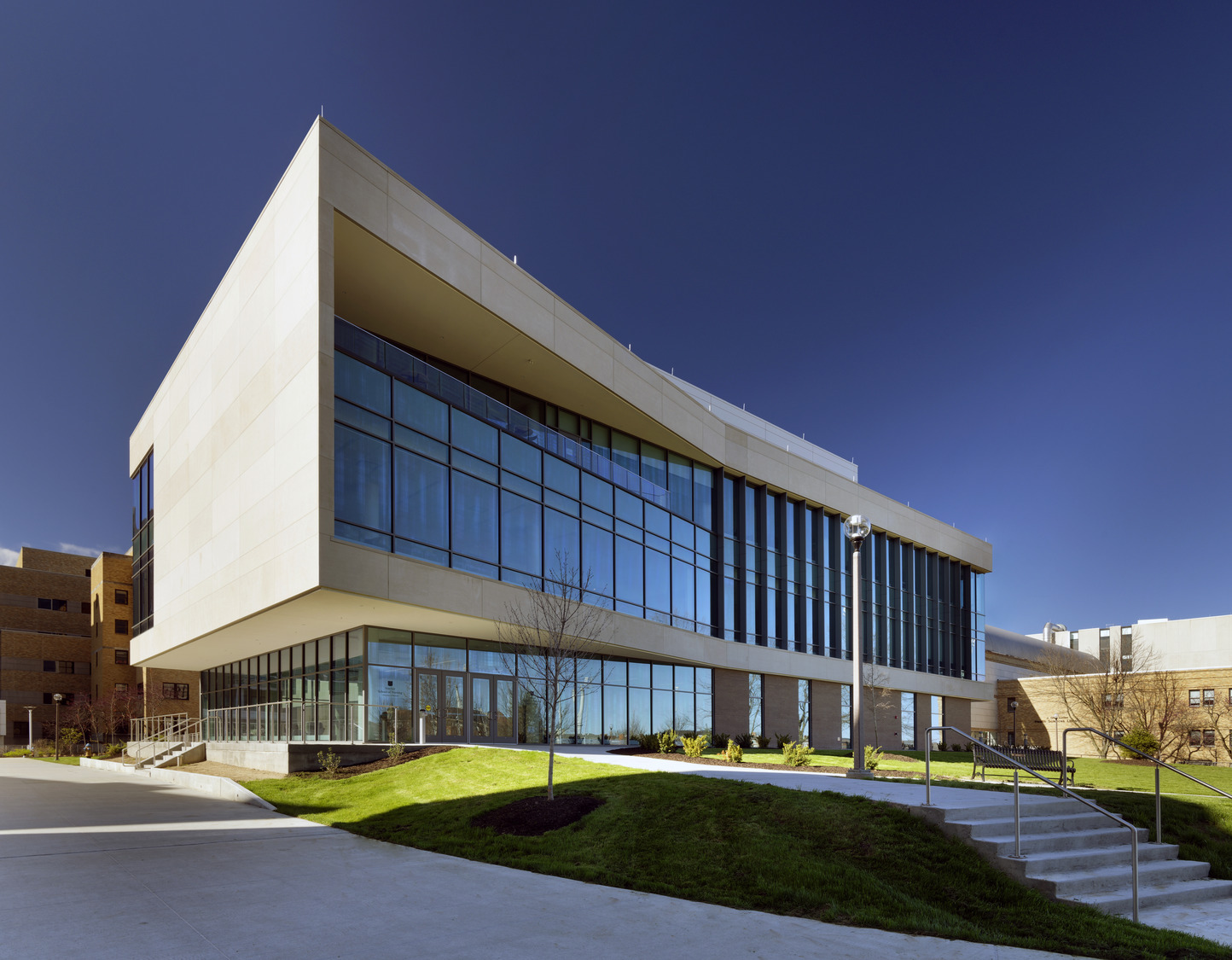 University of Missouri – Columbia Sinclair School of Nursing by Walter ...