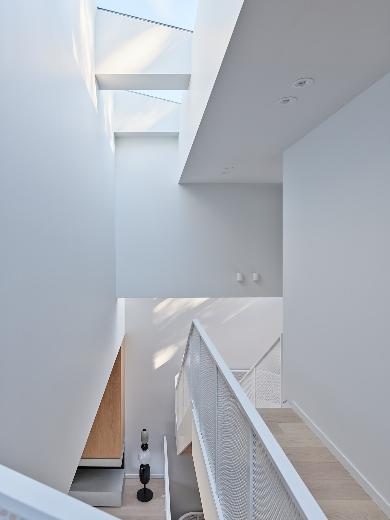 Riley Park Residence by Frits de Vries Architects + Associates Ltd ...