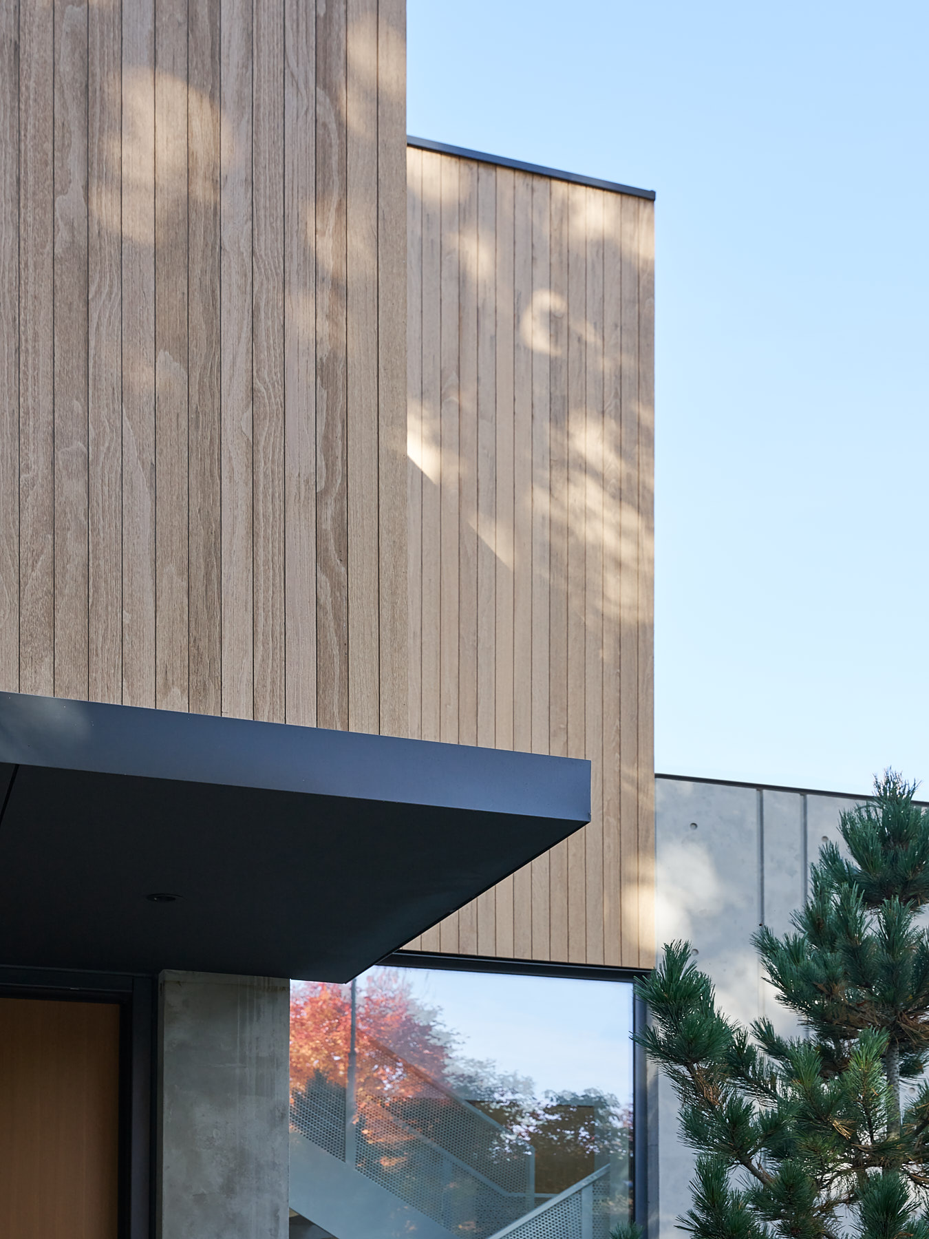 Riley Park Residence by Frits de Vries Architects + Associates Ltd ...