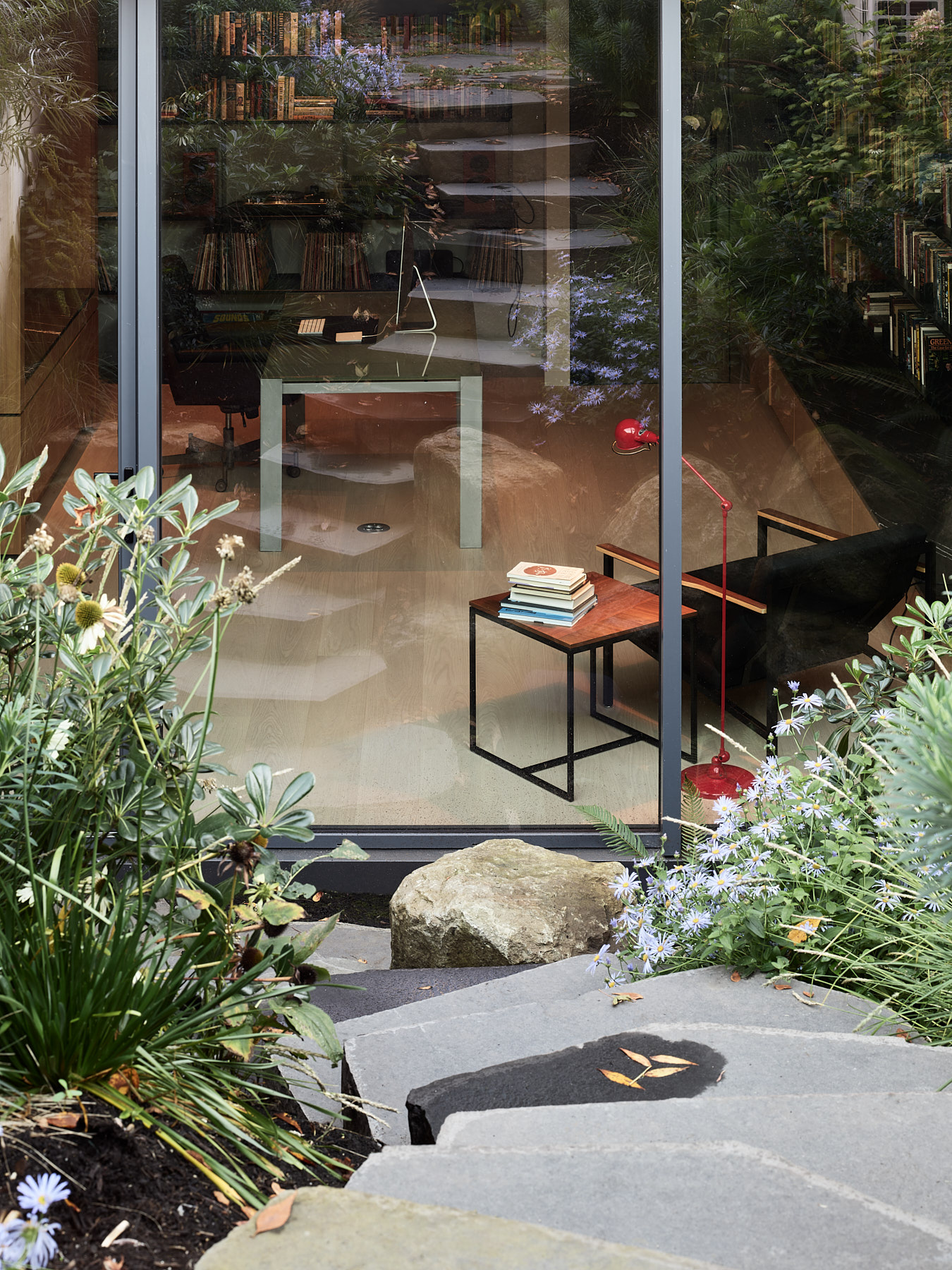 Riley Park Residence by Frits de Vries Architects + Associates Ltd ...