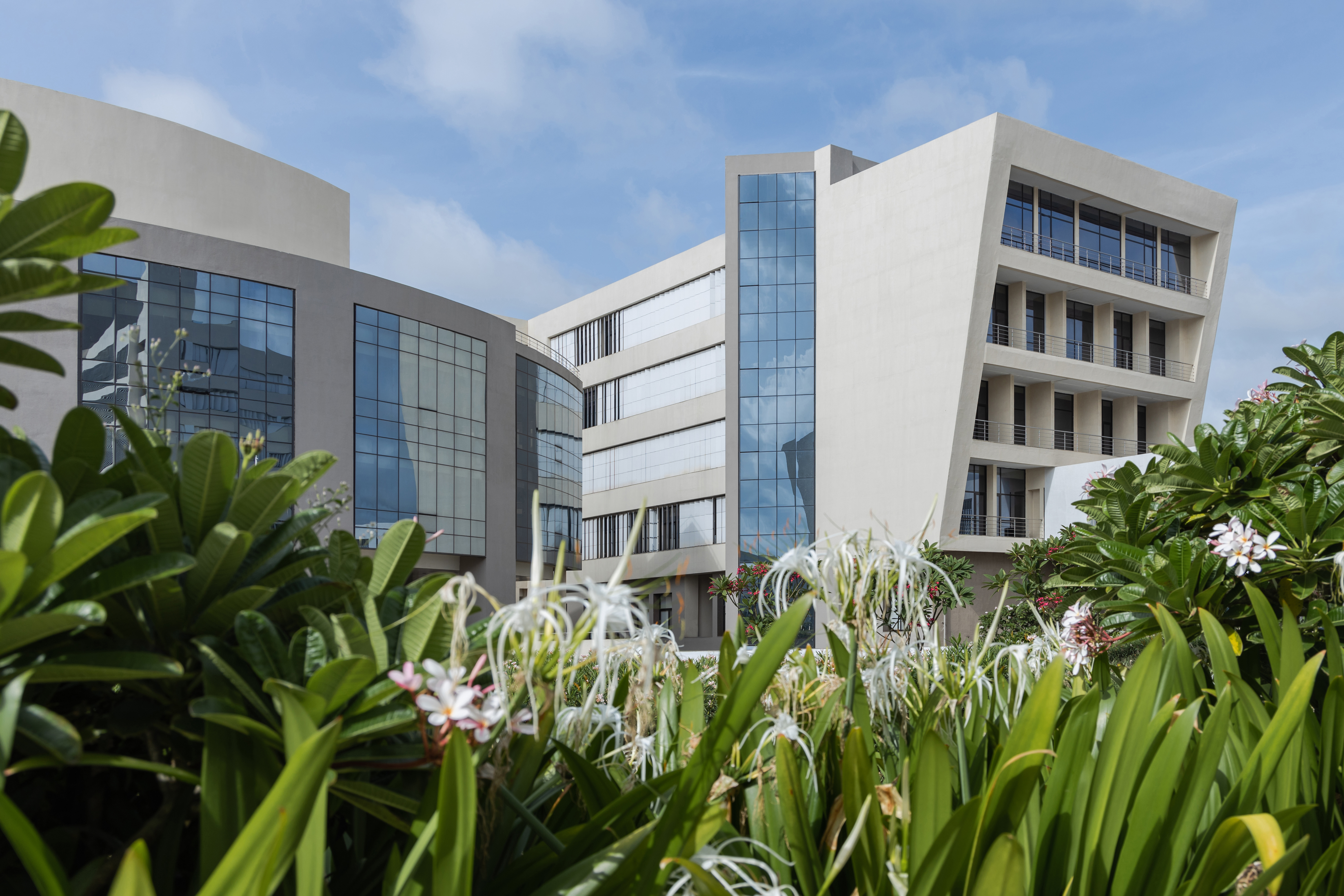 Government Medical College & Teaching Hospital Campus at Baramati by ...