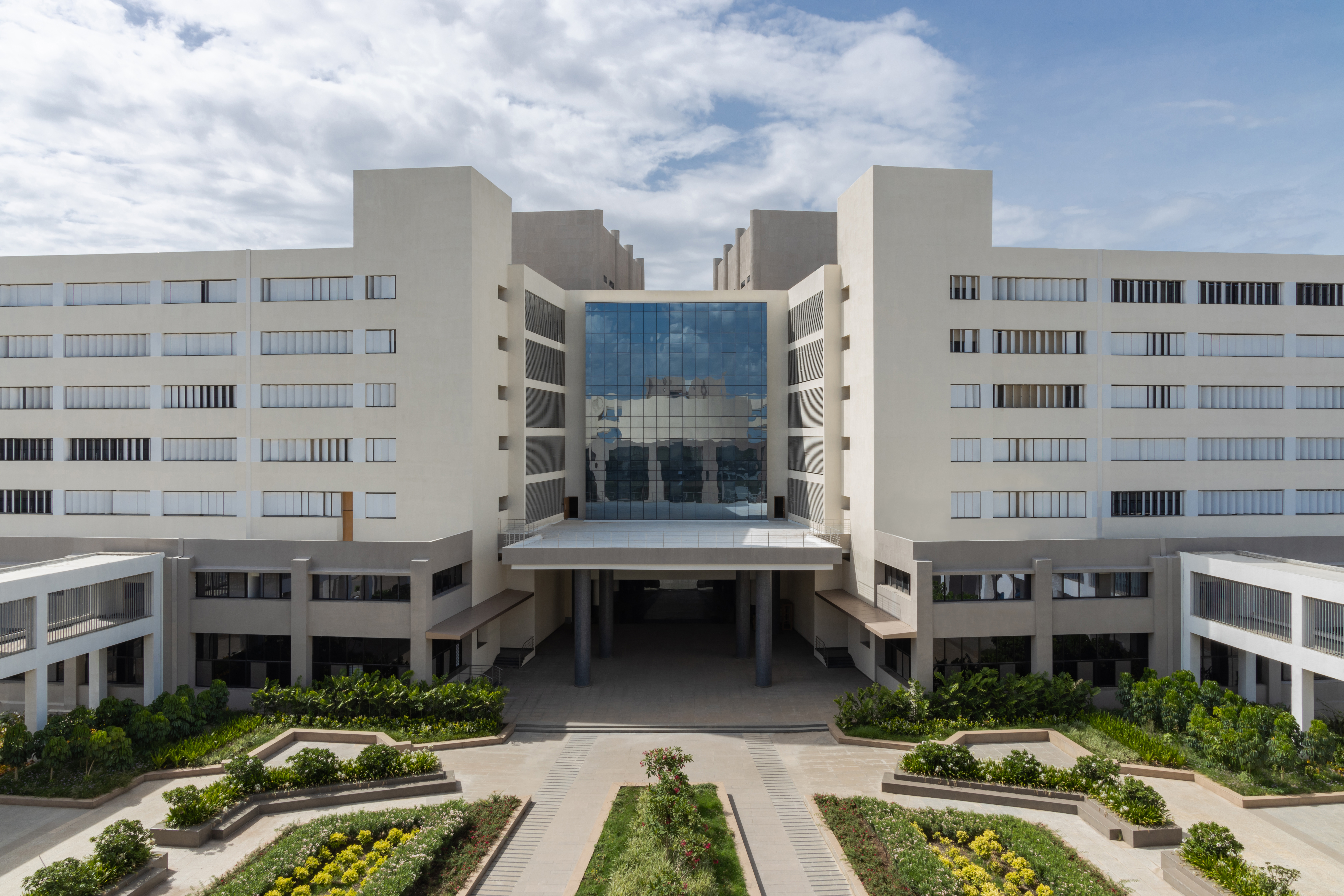 Government Medical College & Teaching Hospital Campus at Baramati by ...