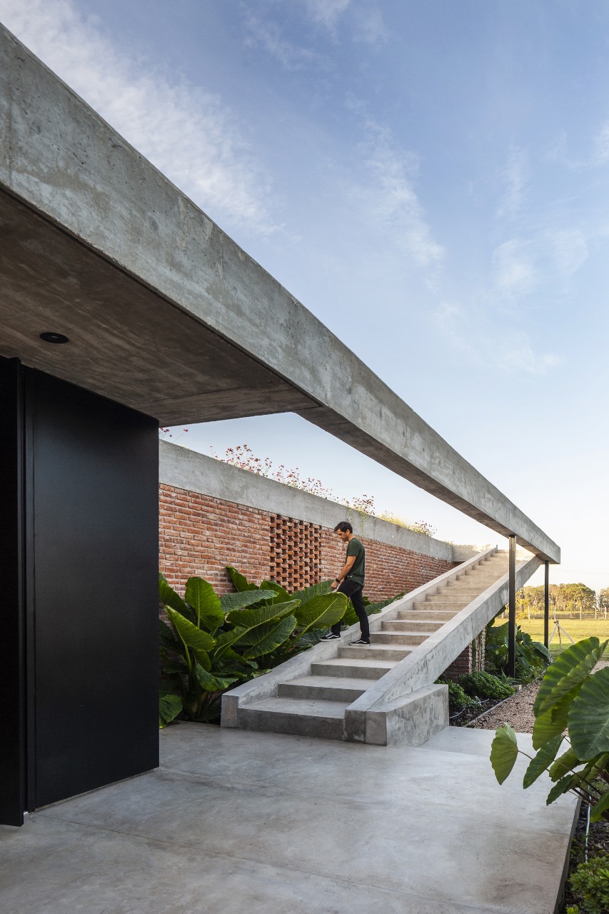 Vôlt House by Estudio PK - Ignacio Pessagno & Lilian Kandus - Architizer