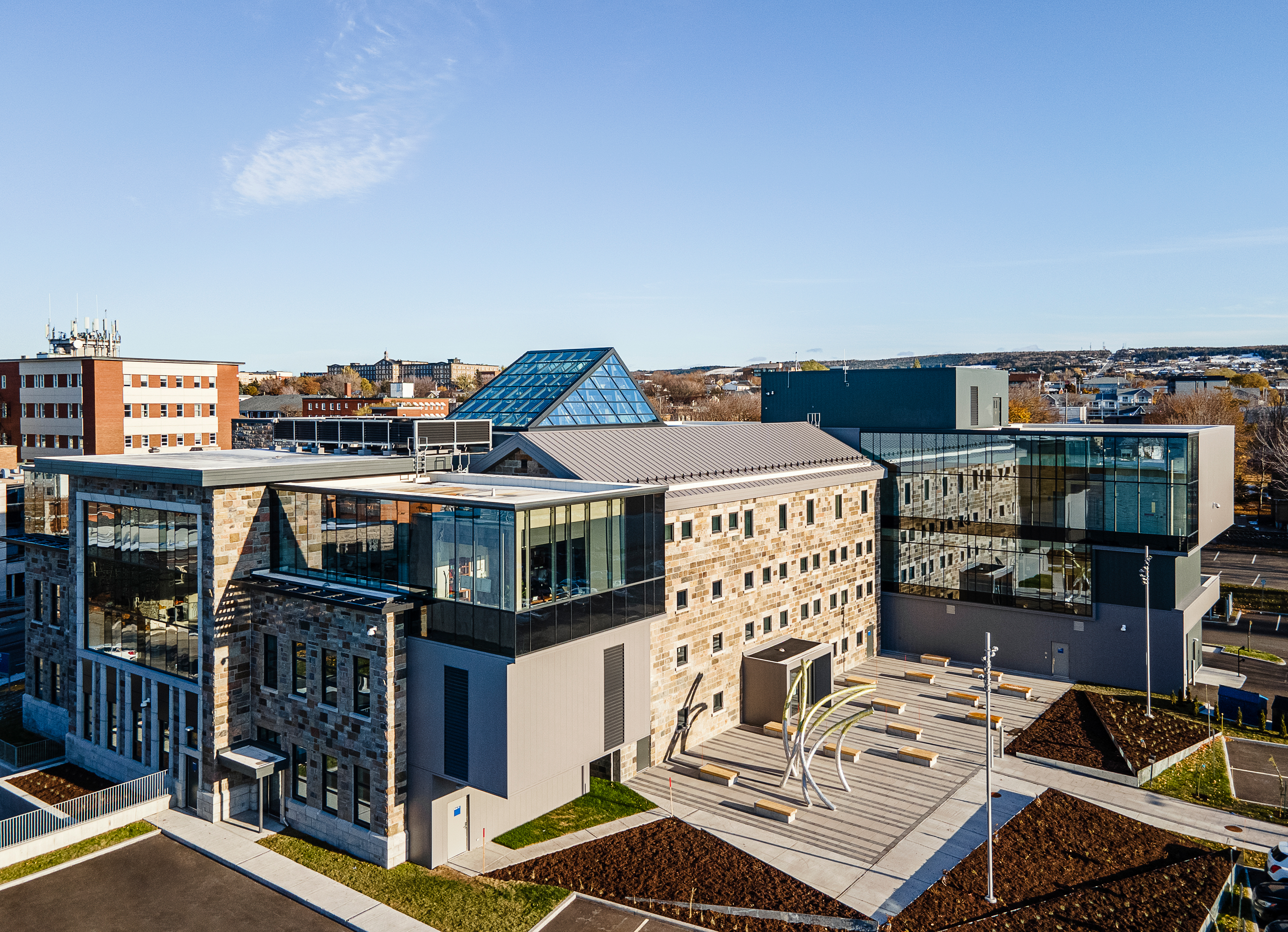 Palais de Justice de Rimouski by CCM2 architectes - Architizer
