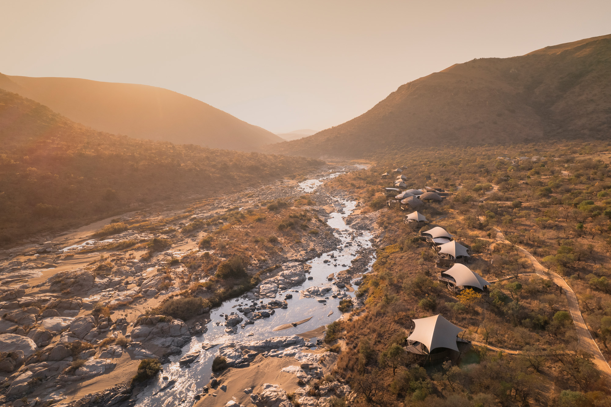 Madwaleni River Lodge by Luxury Frontiers - Architizer