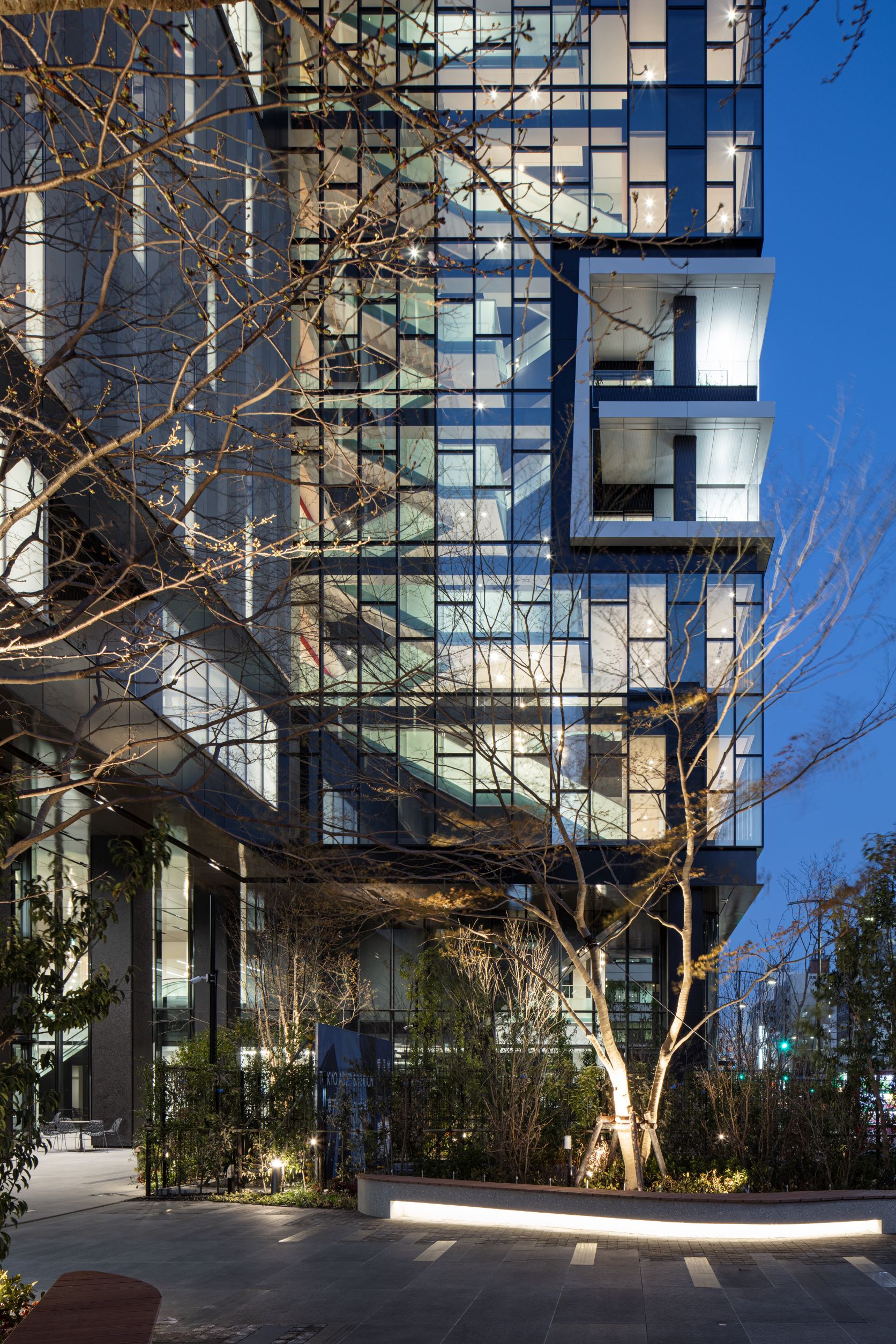 Senshu University Kanda Campus Building No. 10 140th Anniversary Hall ...