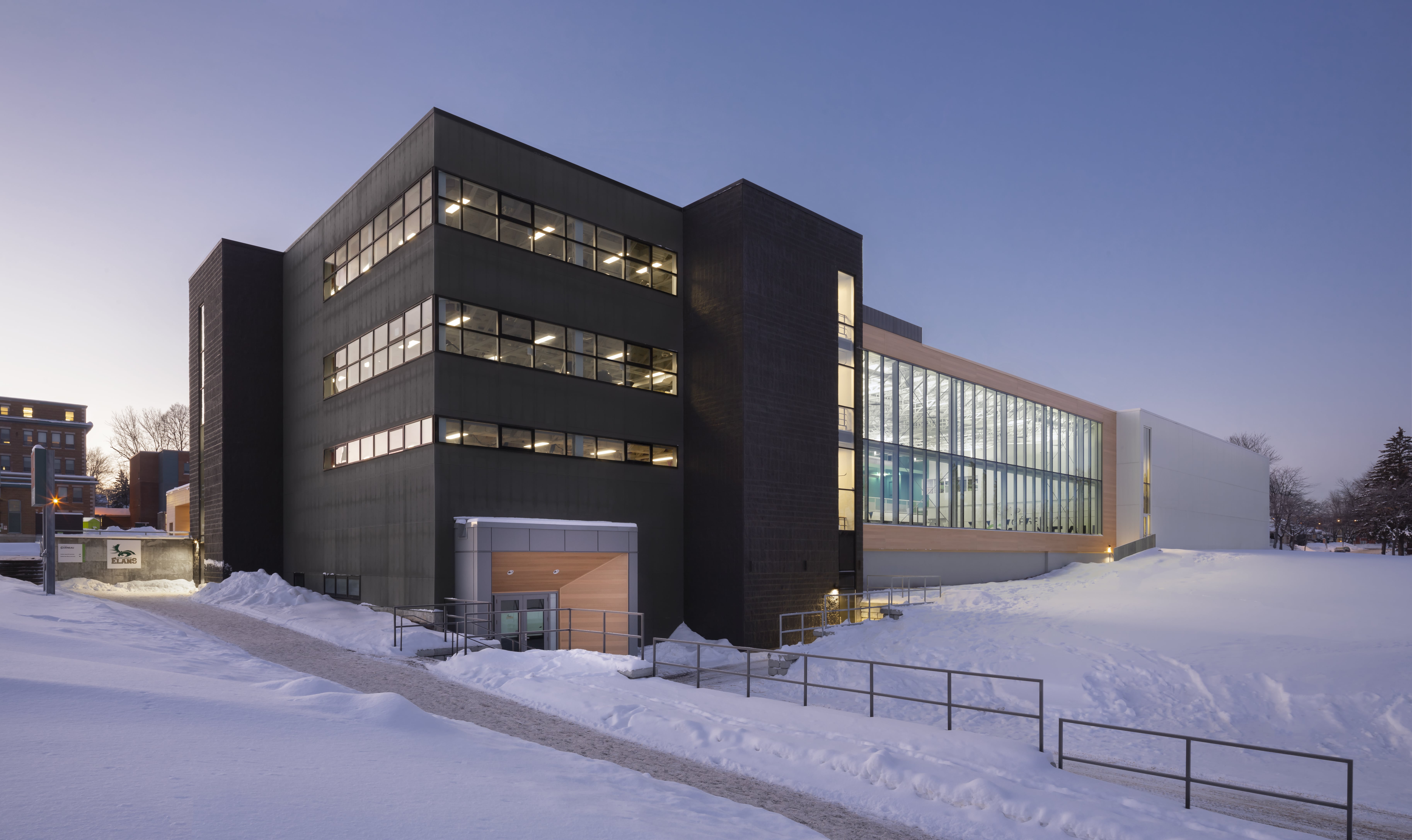 Centre d'activités sportifs-Cégep Garneau by CCM2 architectes - Architizer