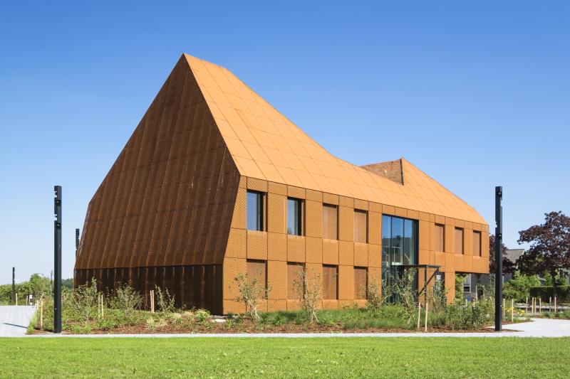 Eschdorf Town Hall - Luxembourg by BALLINIPITT architectes urbanistes ...