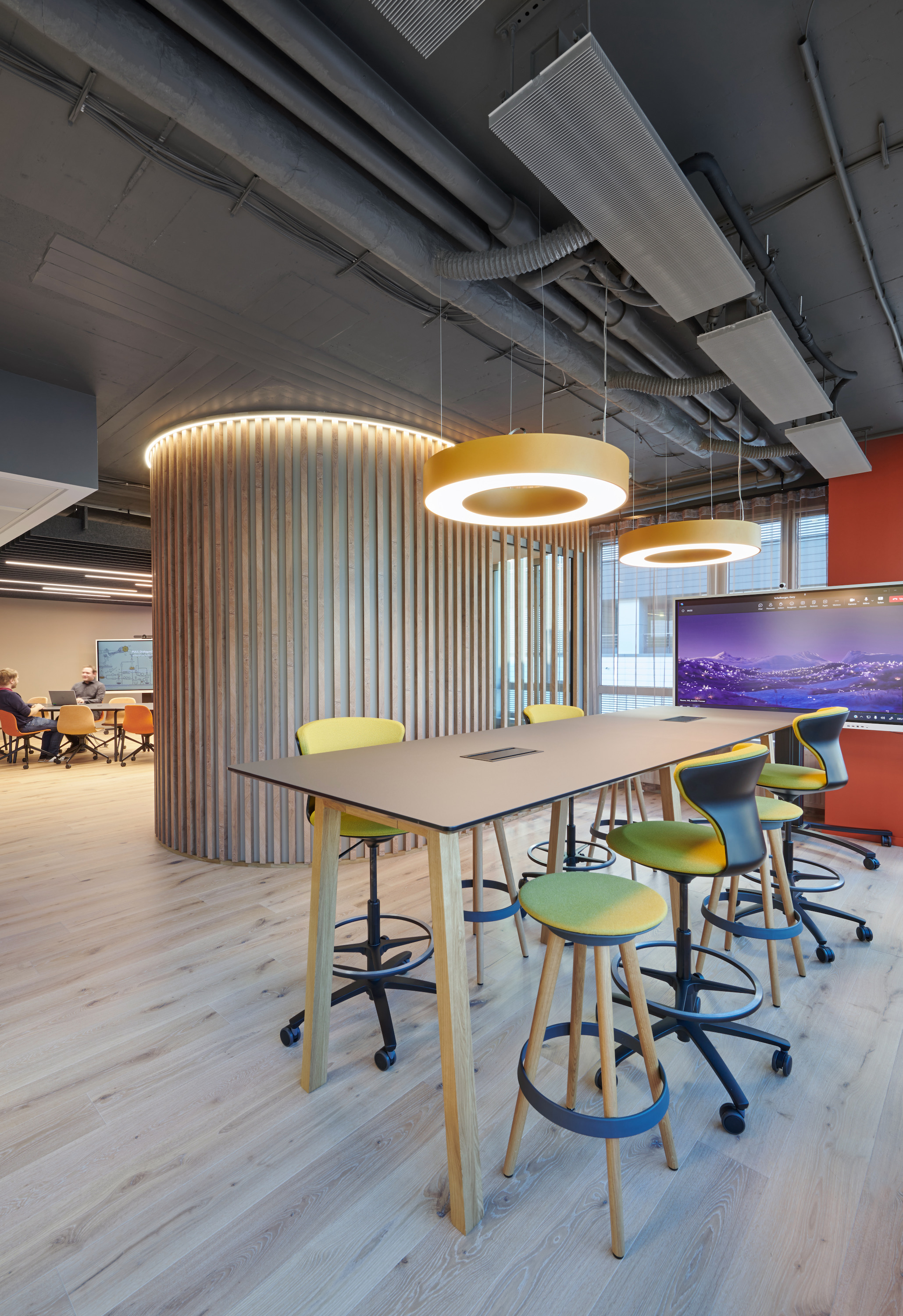 PULS Vario Offices Extended by Evolution Design - Architizer