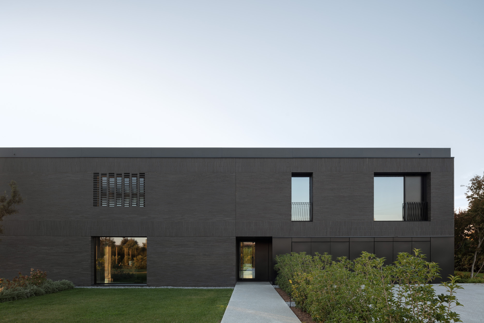 230_House in the park by MIDE architetti - Architizer