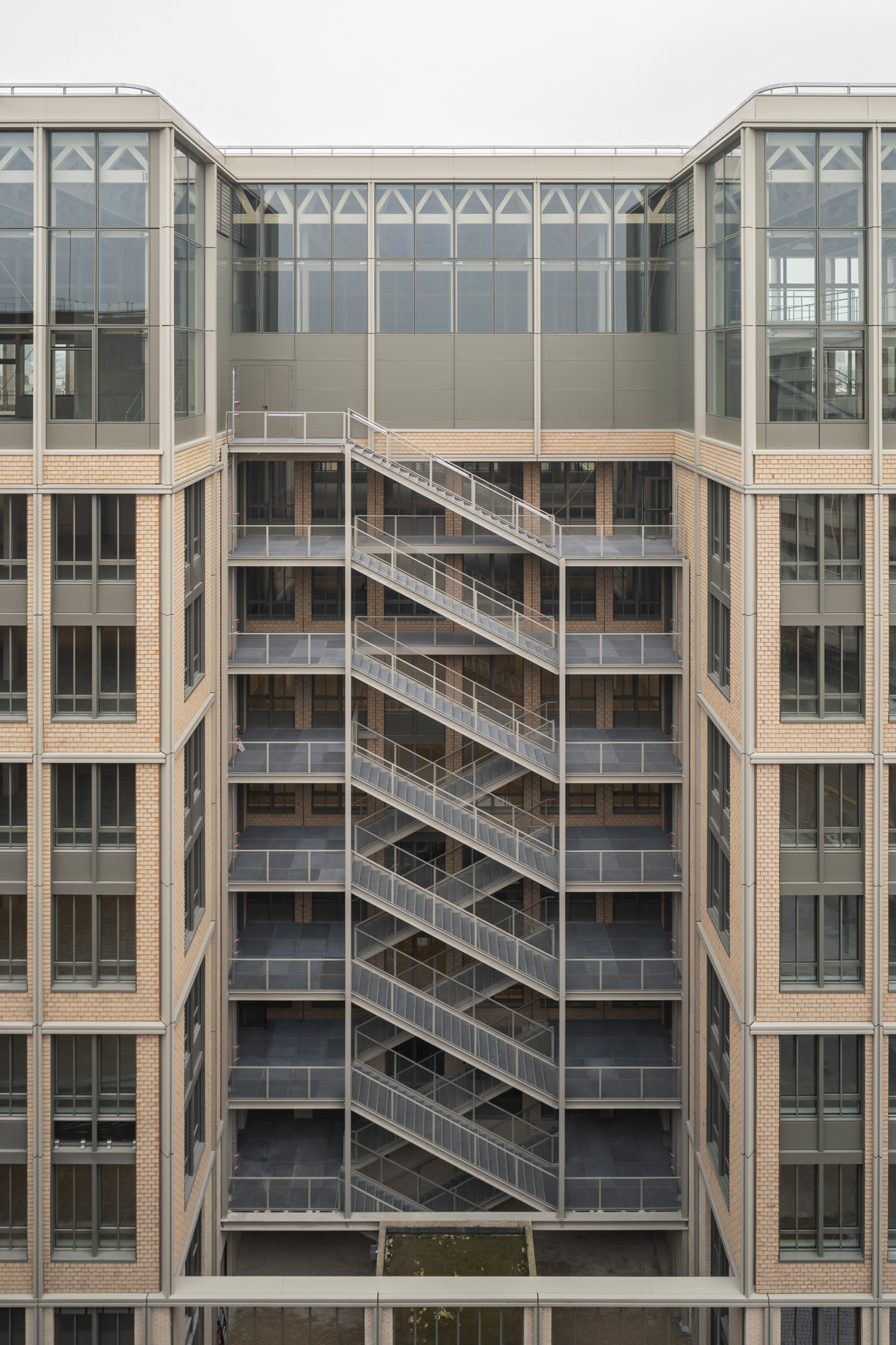 MIXED BUILDING ATHLETES VILLAGE by DREAM - Architizer