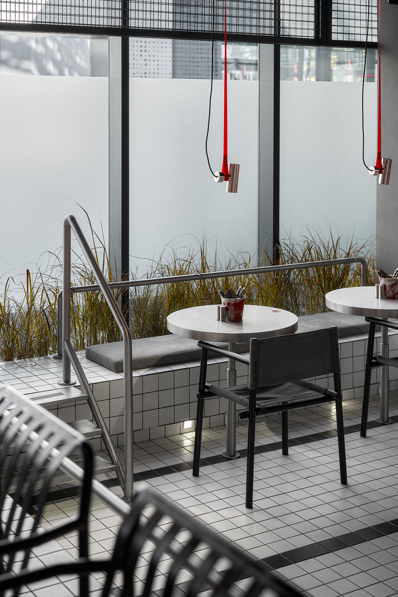 FRANK restaurant by DA bureau - Architizer