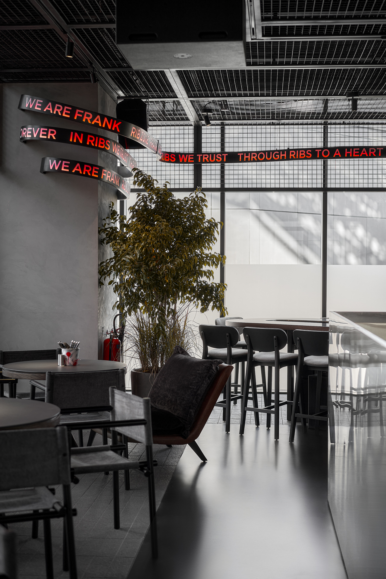 FRANK restaurant by DA bureau - Architizer