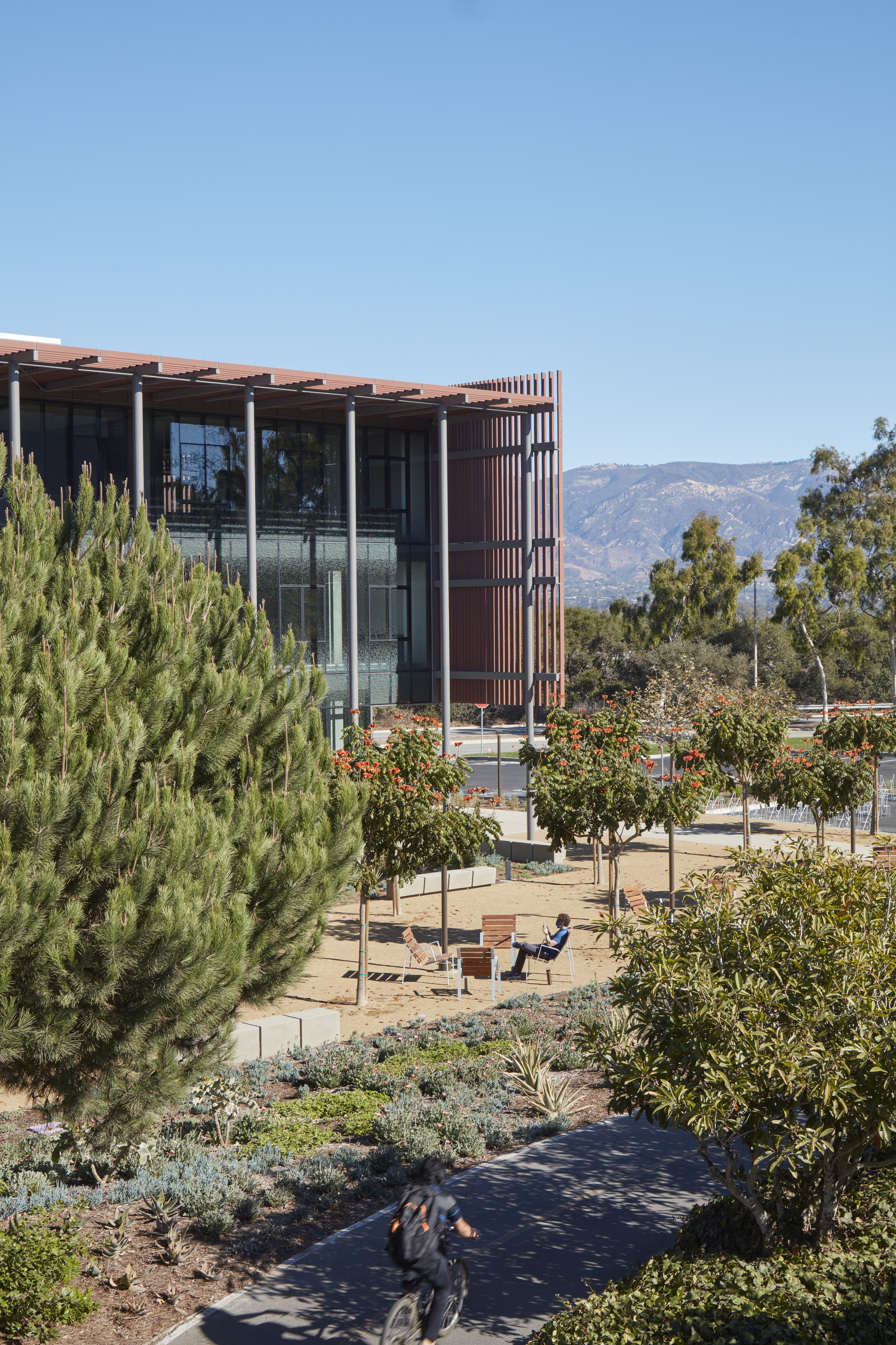 Henley Hall: Institute for Energy Efficiency by KieranTimberlake ...