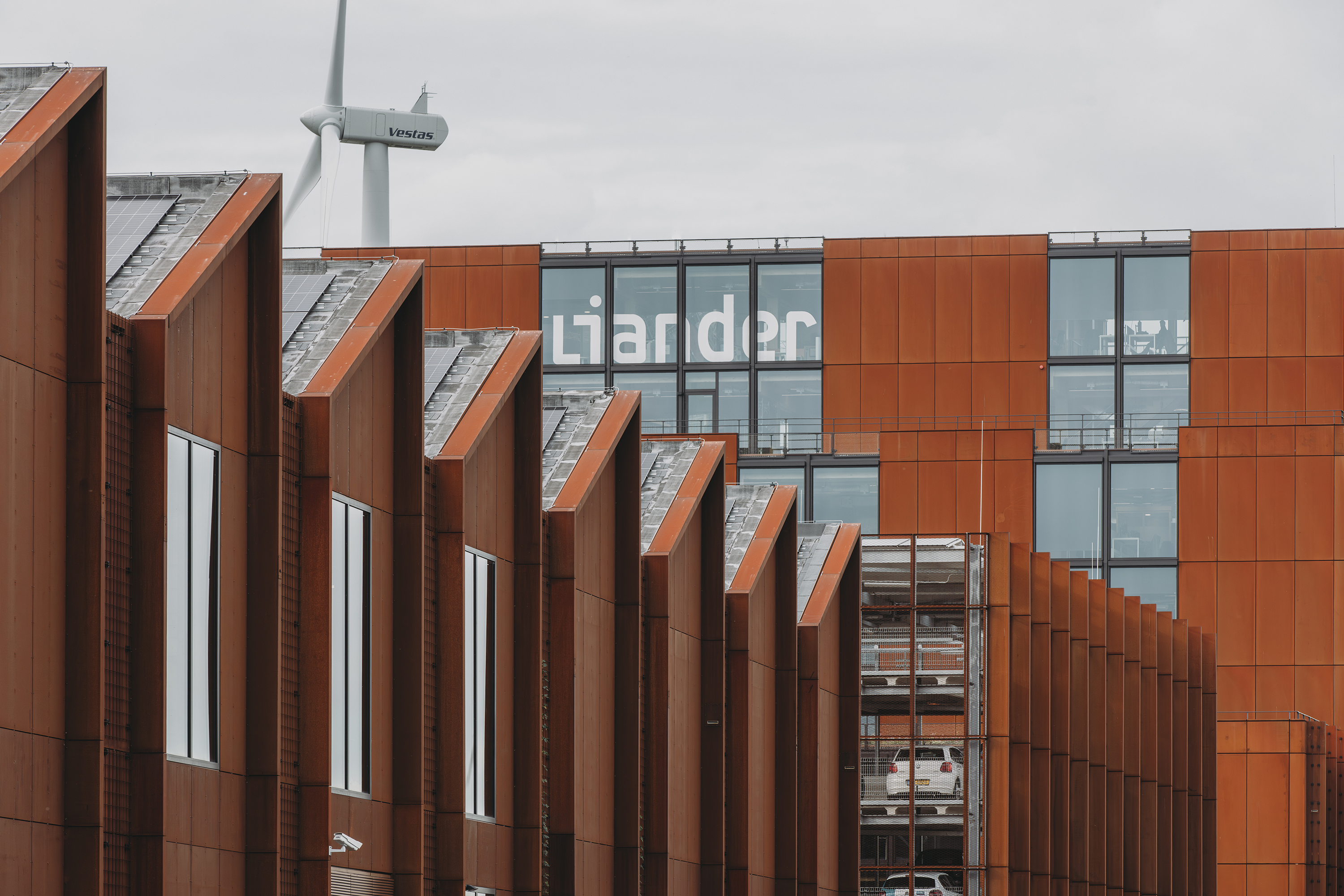 Alliander Westpoort by De Zwarte Hond - Architizer