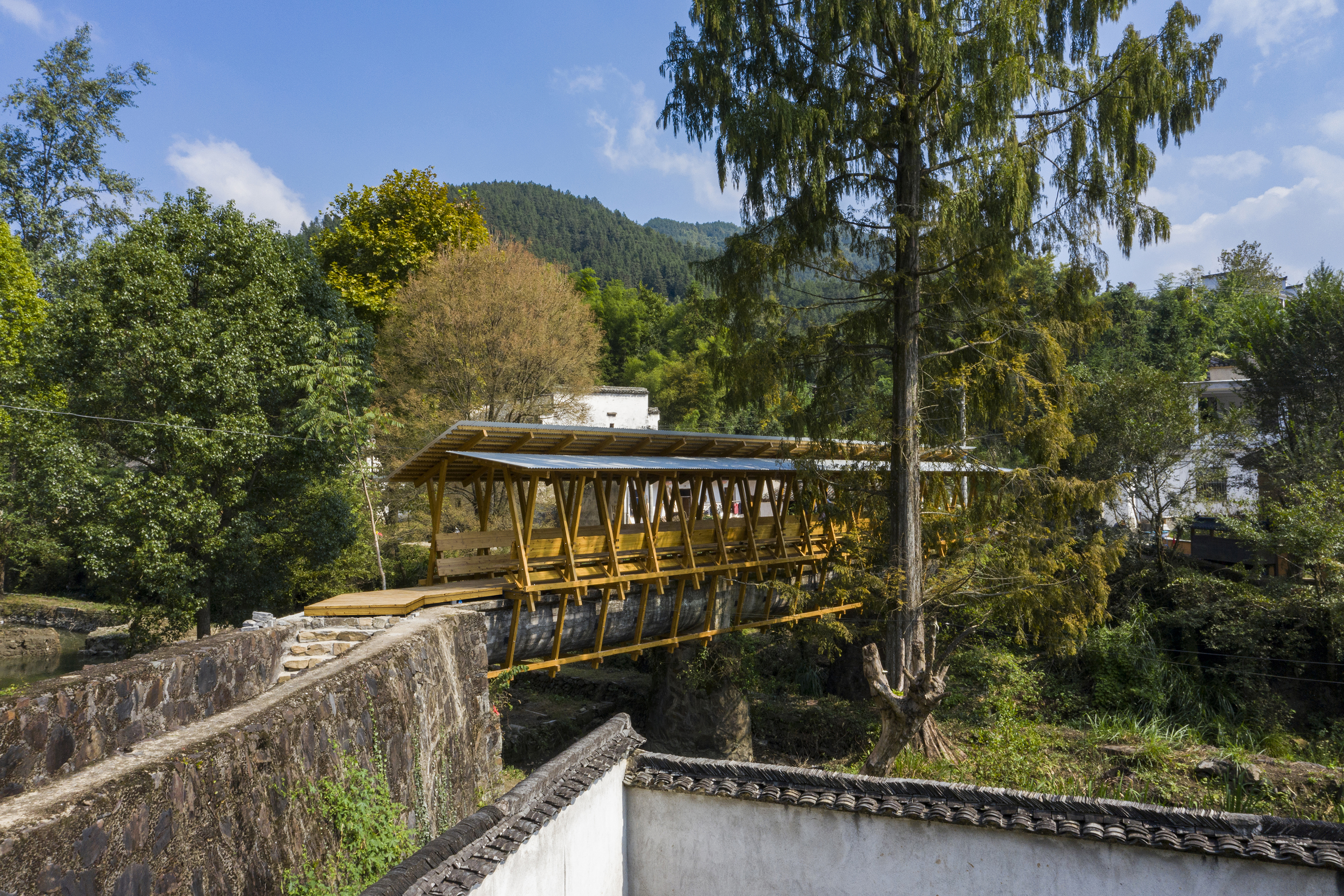 FW JI·Covered Bridge on Aqueduct by IARA - Architizer
