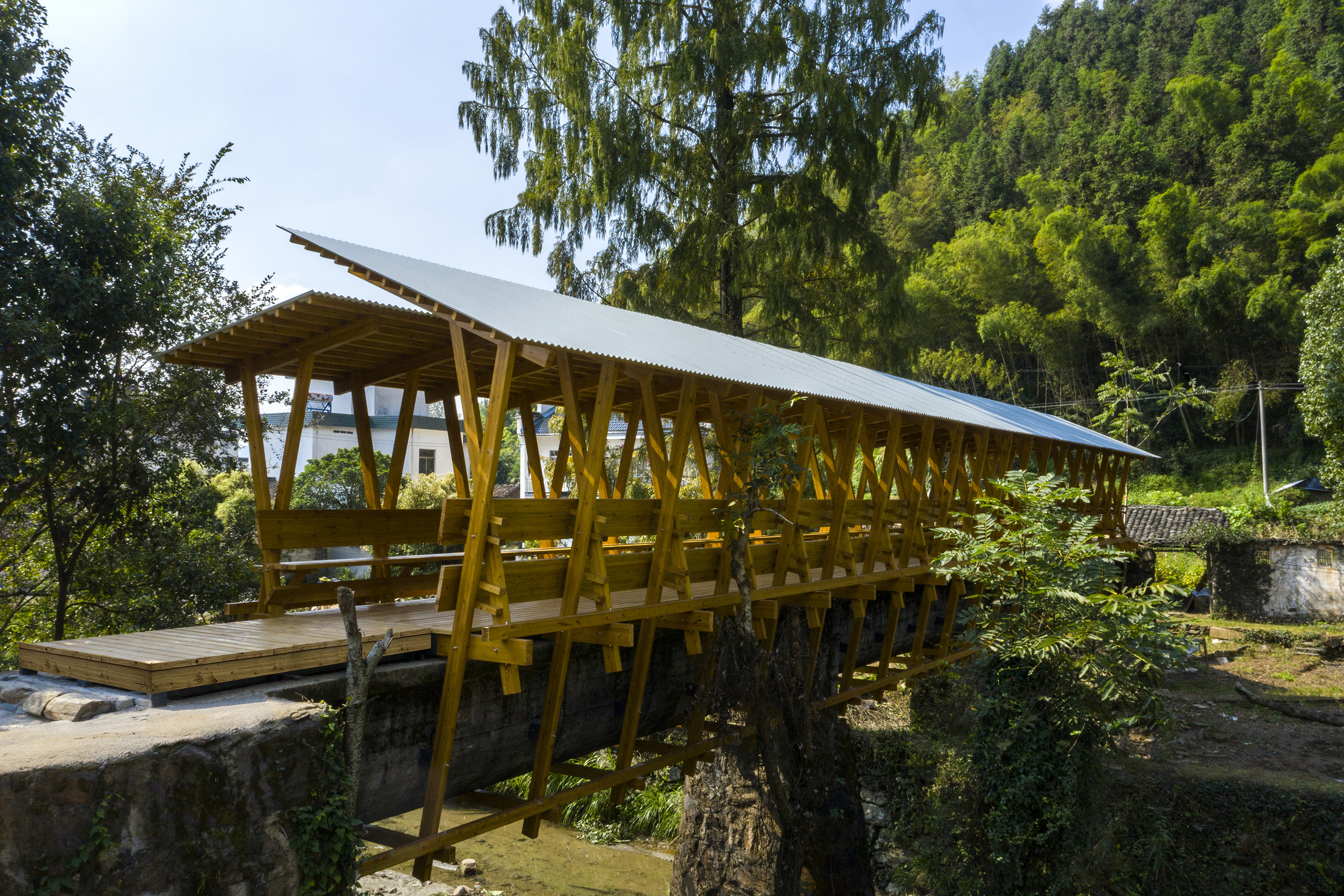 FW JI·Covered Bridge on Aqueduct by IARA - Architizer