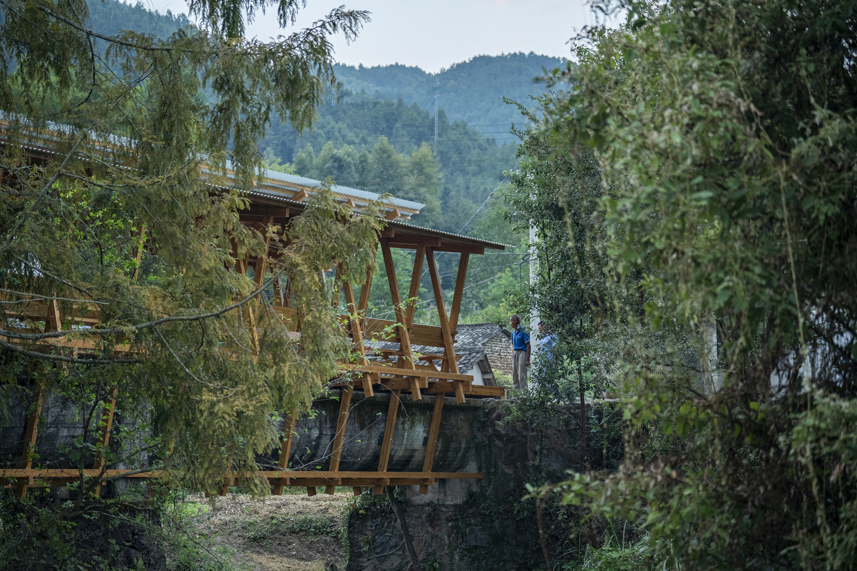 FW JI·Covered Bridge on Aqueduct by IARA - Architizer
