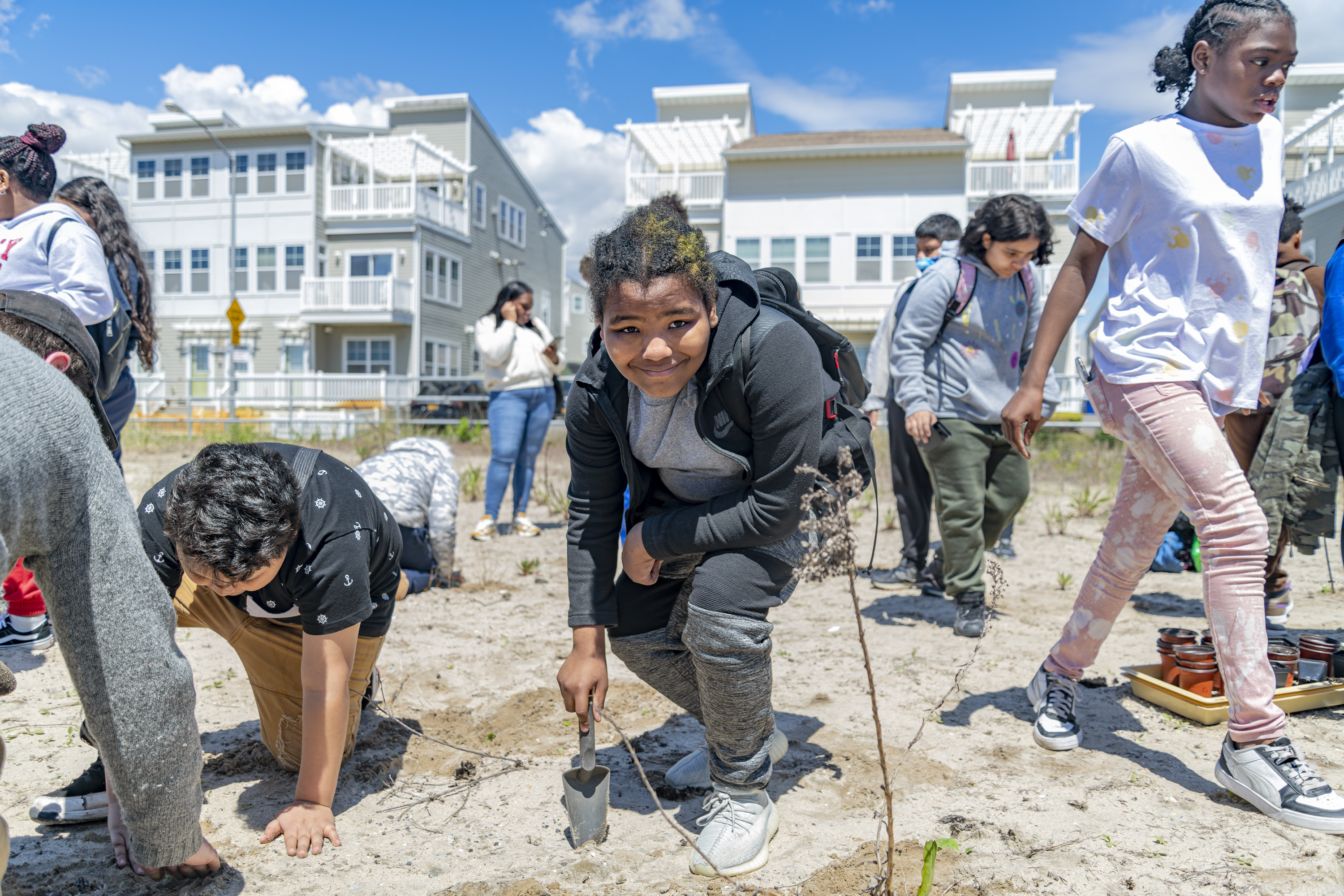 Arverne East RISE Community Hub and Nature Preserve House by WXY ...