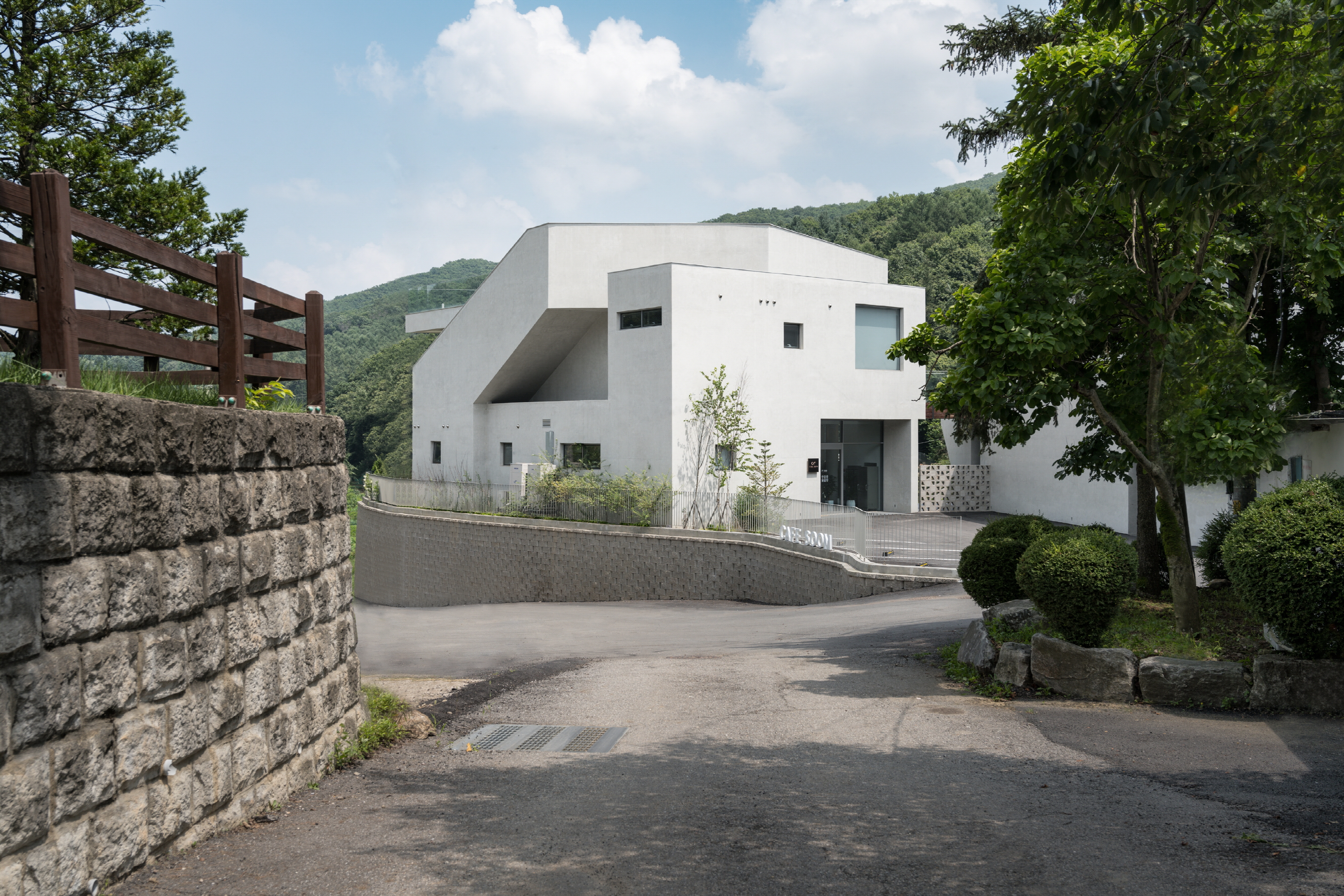 CAFE SOOM by MIND ARCHITECTS - Architizer