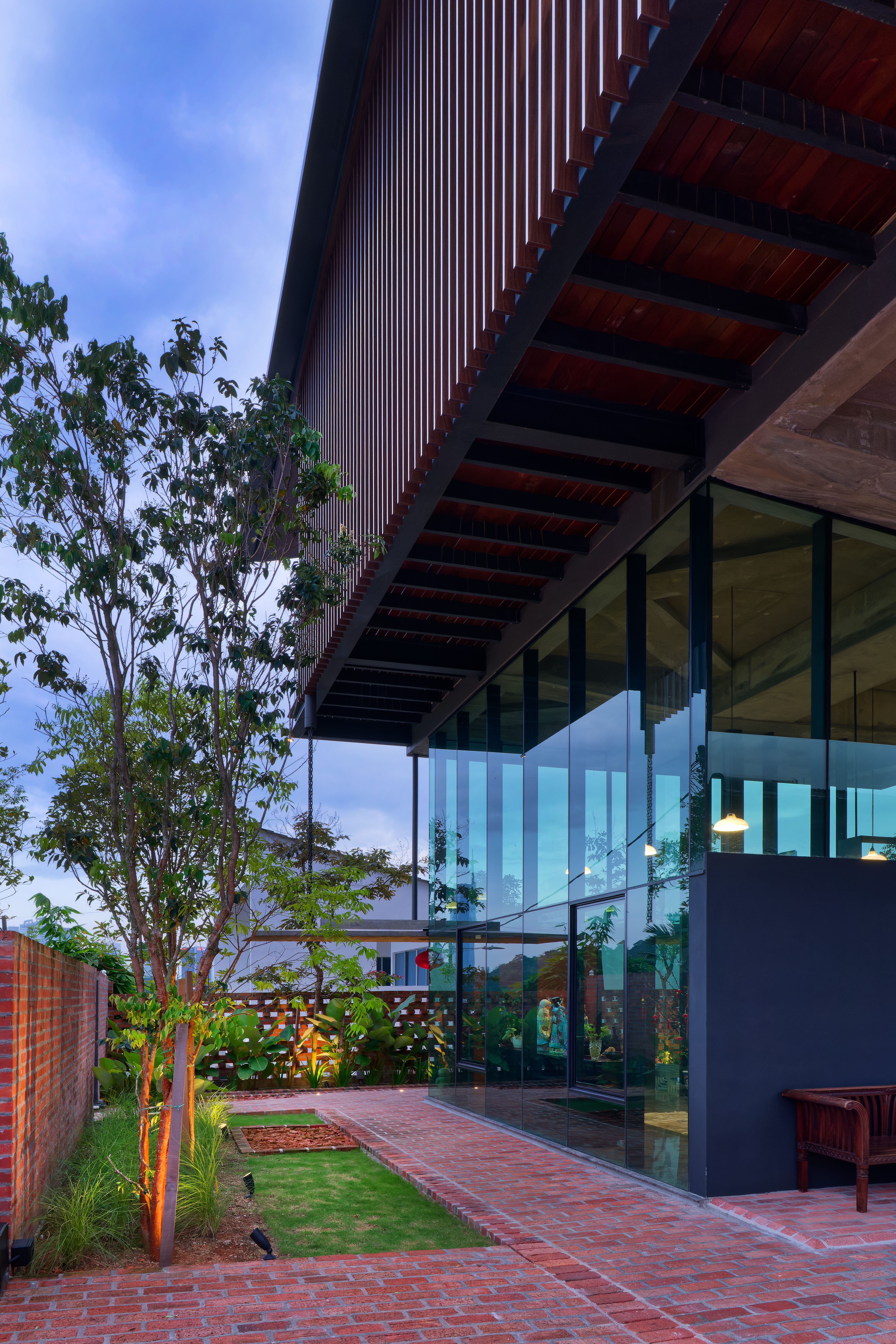 Kemaris House by DRTAN LM Architect - Architizer