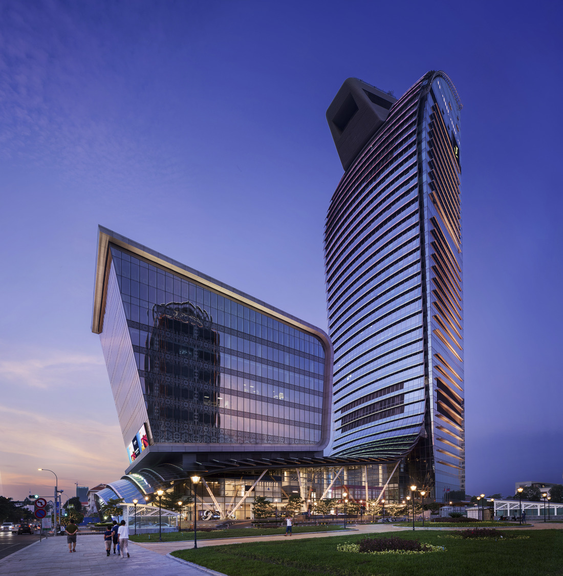 Vattanac Capital by Farrells - Architizer