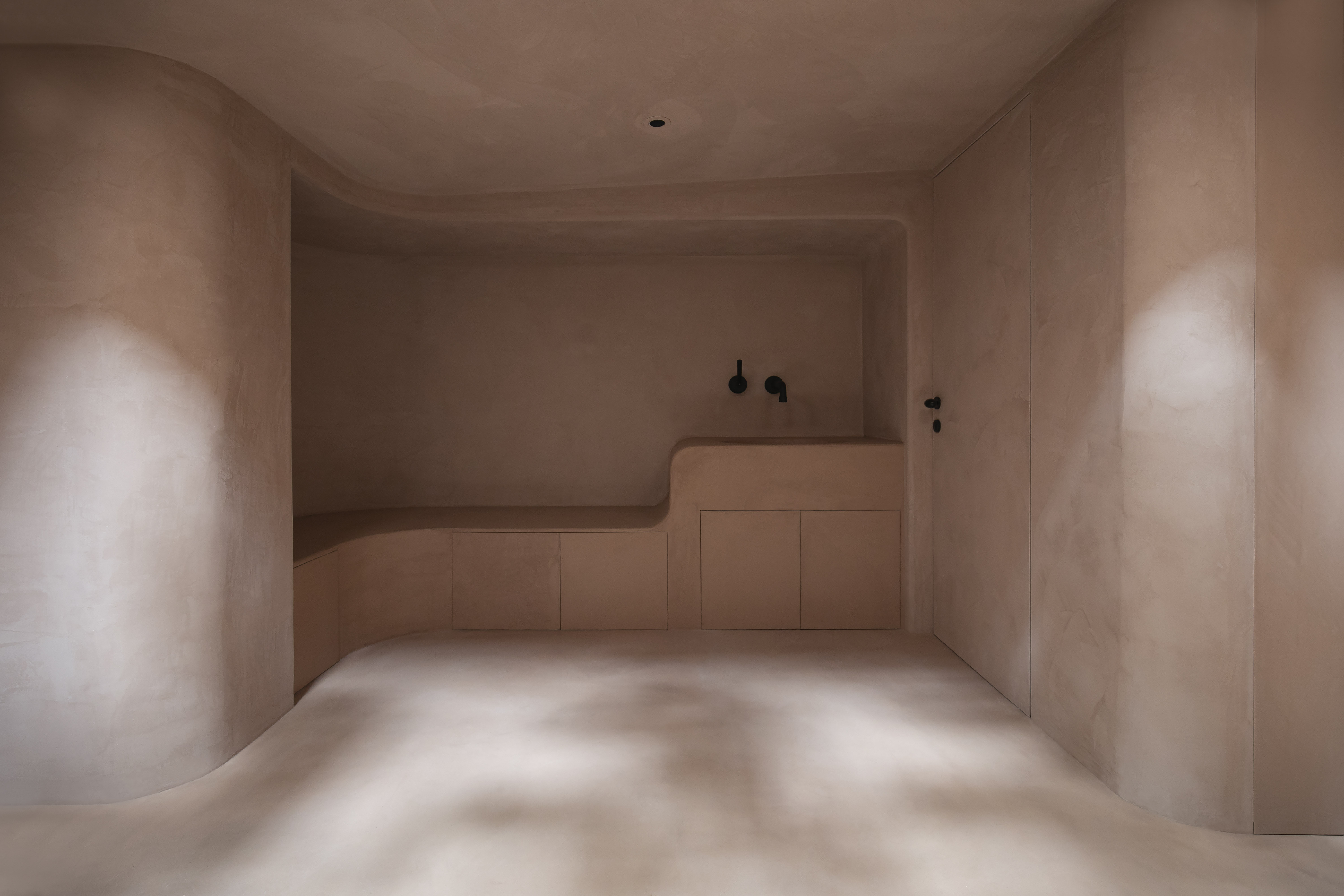 Single Person Gallery by Offhand Practice - Architizer