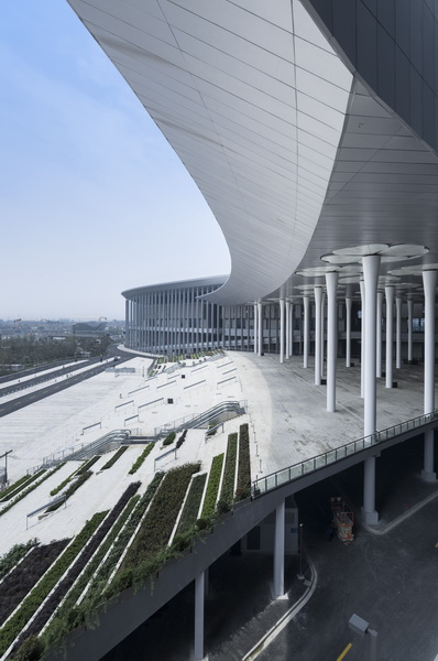 National Exhibition and Convention Center (Shanghai) by Architectural ...