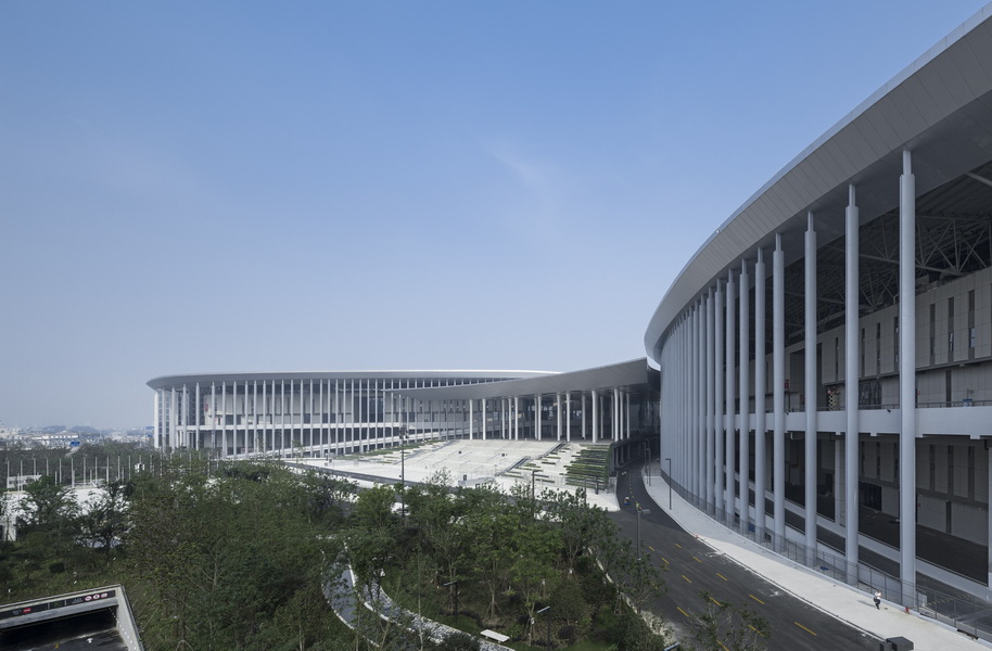 National Exhibition and Convention Center (Shanghai) by Architectural ...