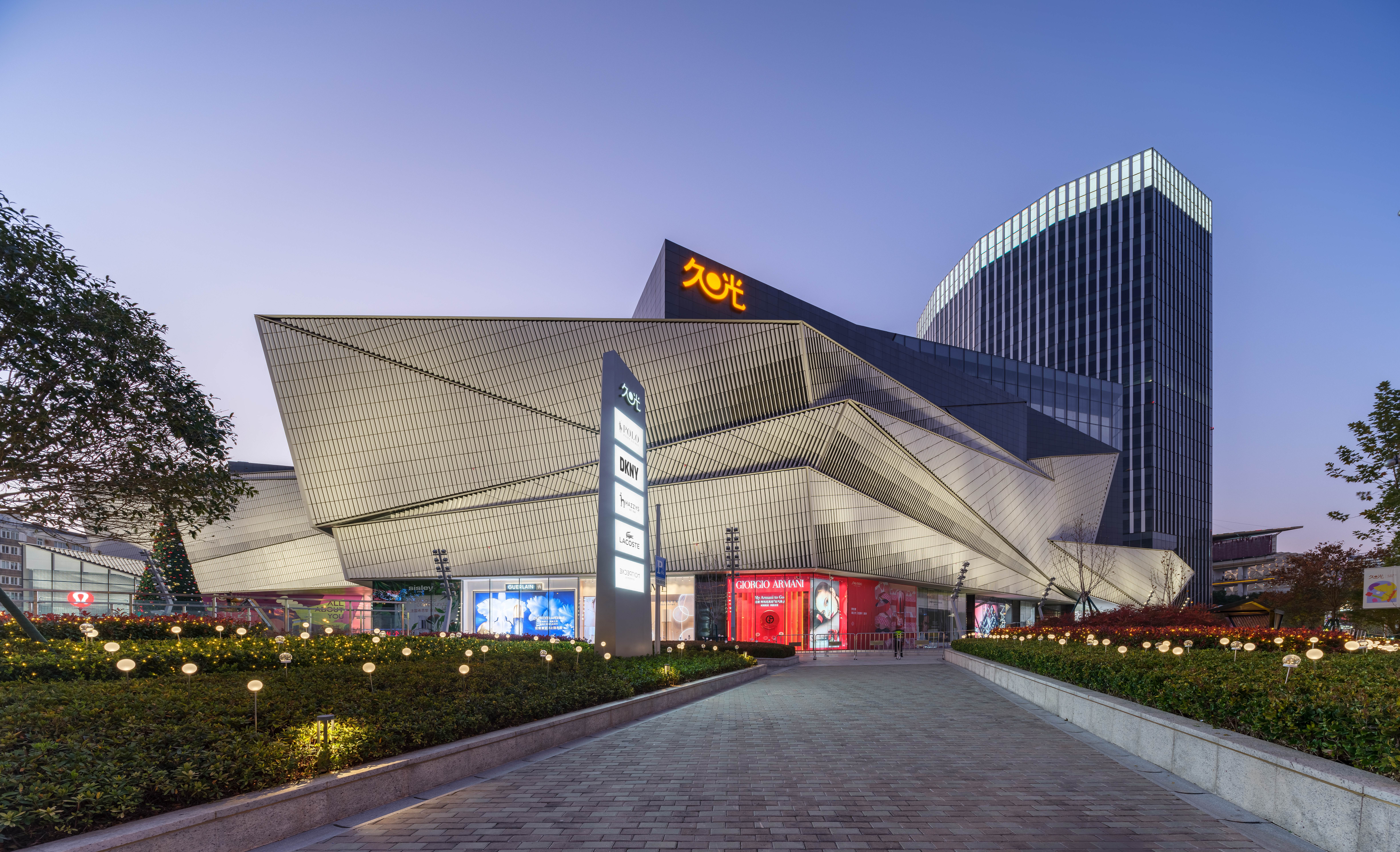 Shanghai jiuguang center by NIHON SEKKEI, INC. - Architizer