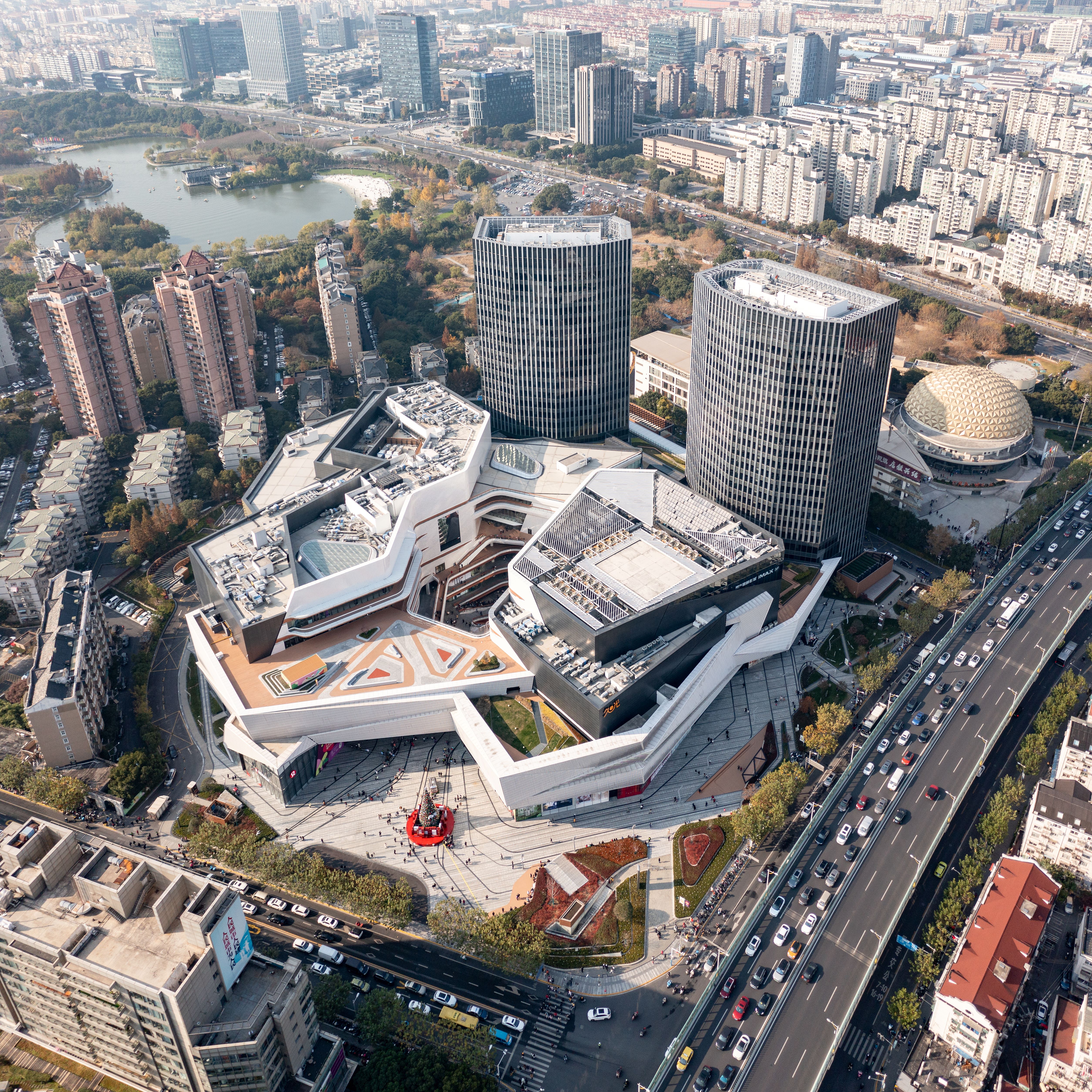 Shanghai jiuguang center by NIHON SEKKEI, INC. - Architizer