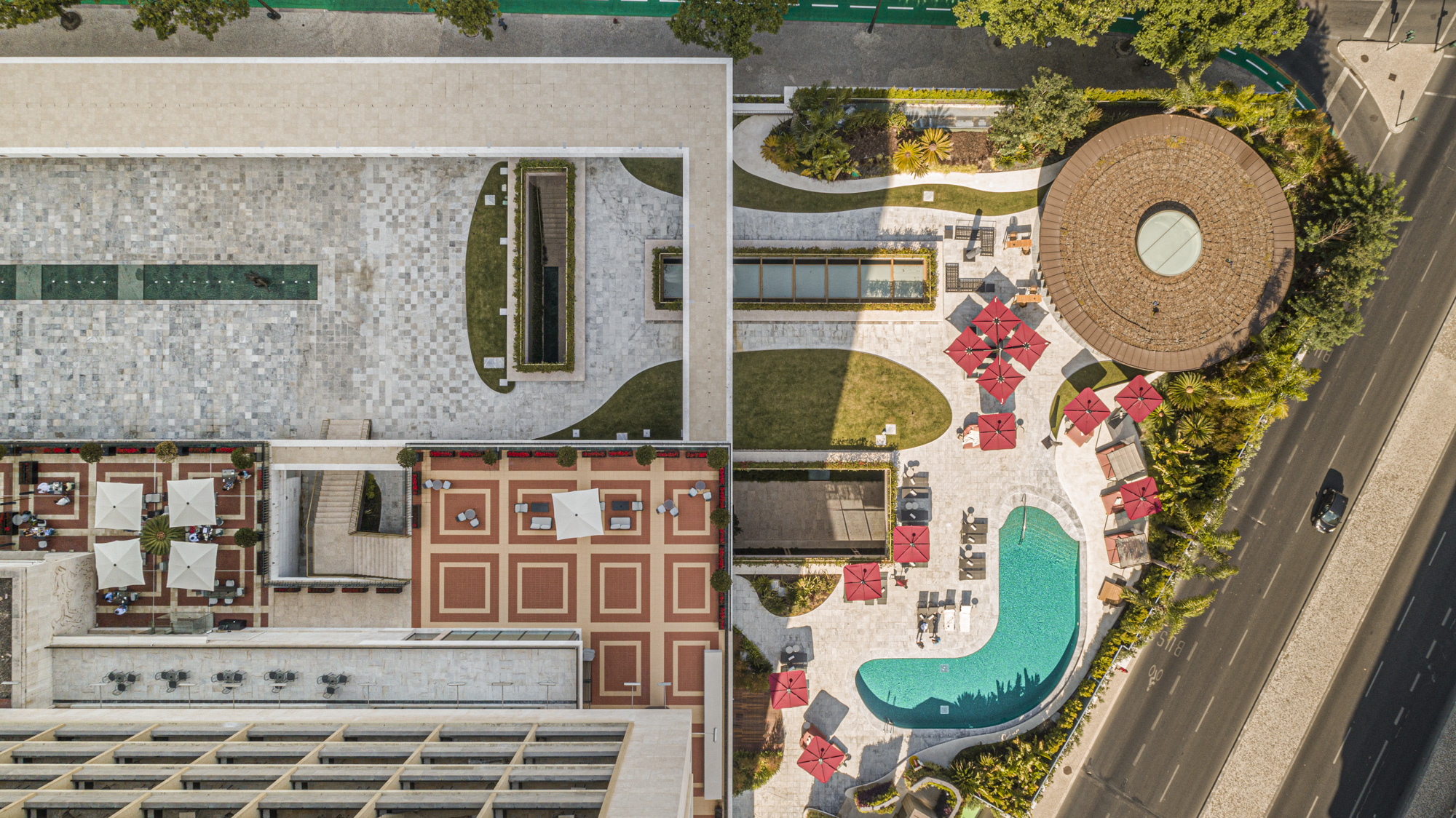 Ritz Pool Bar by Openbook - Architizer