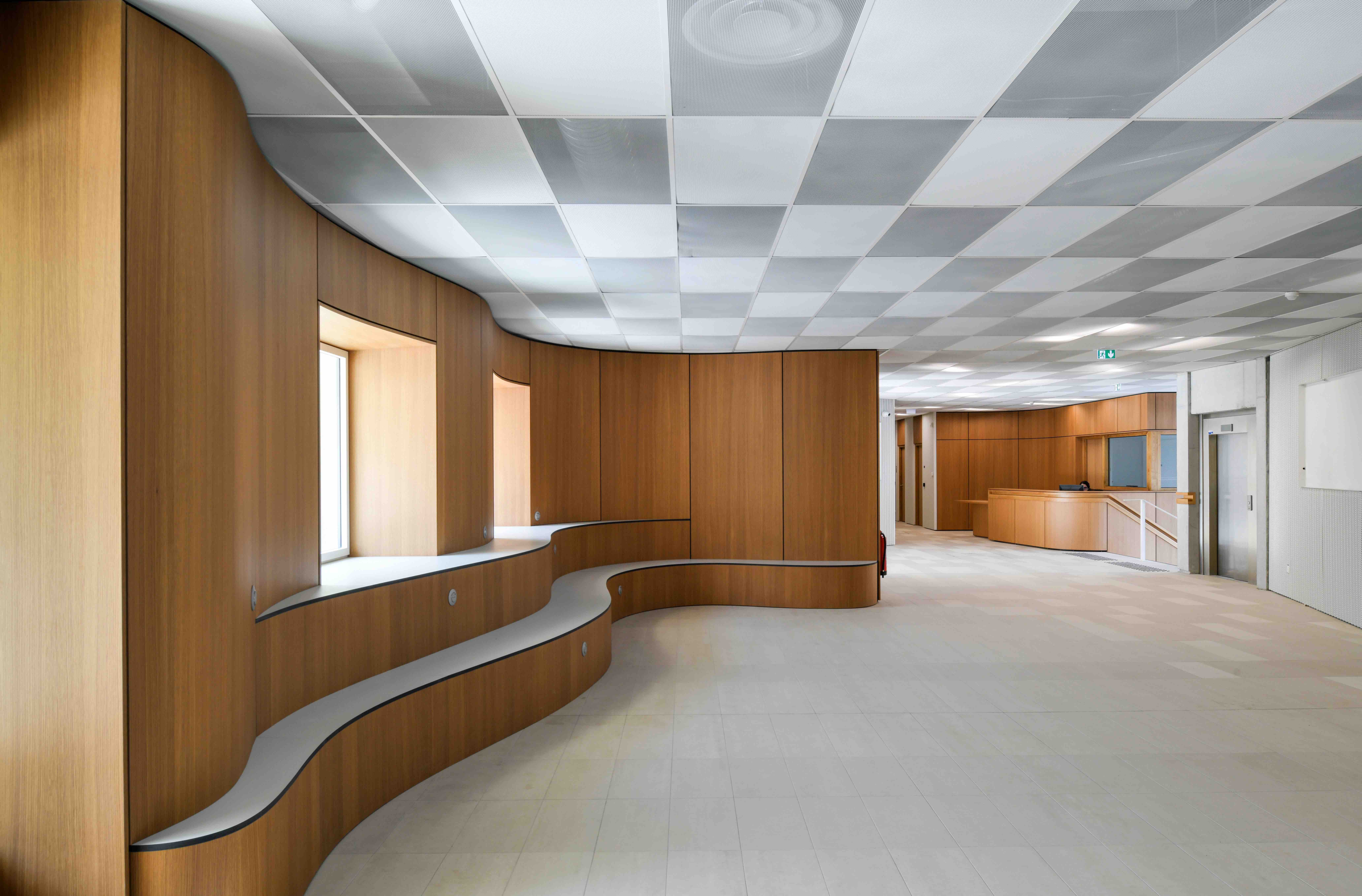 ESSCA School of Management Bordeaux by GUIRAUD-MANENC - Architizer