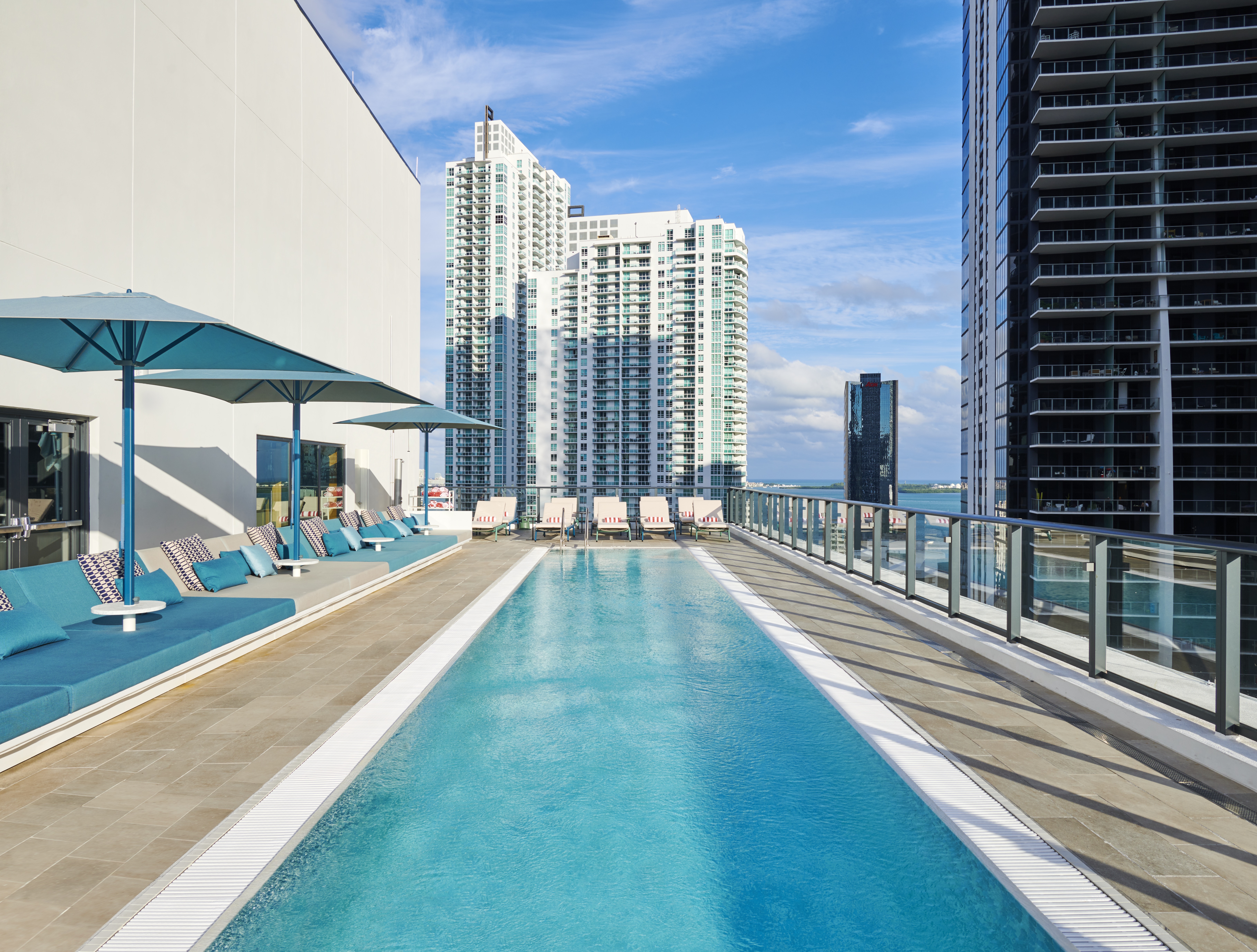 citizenM Miami Brickell by concrete - Architizer