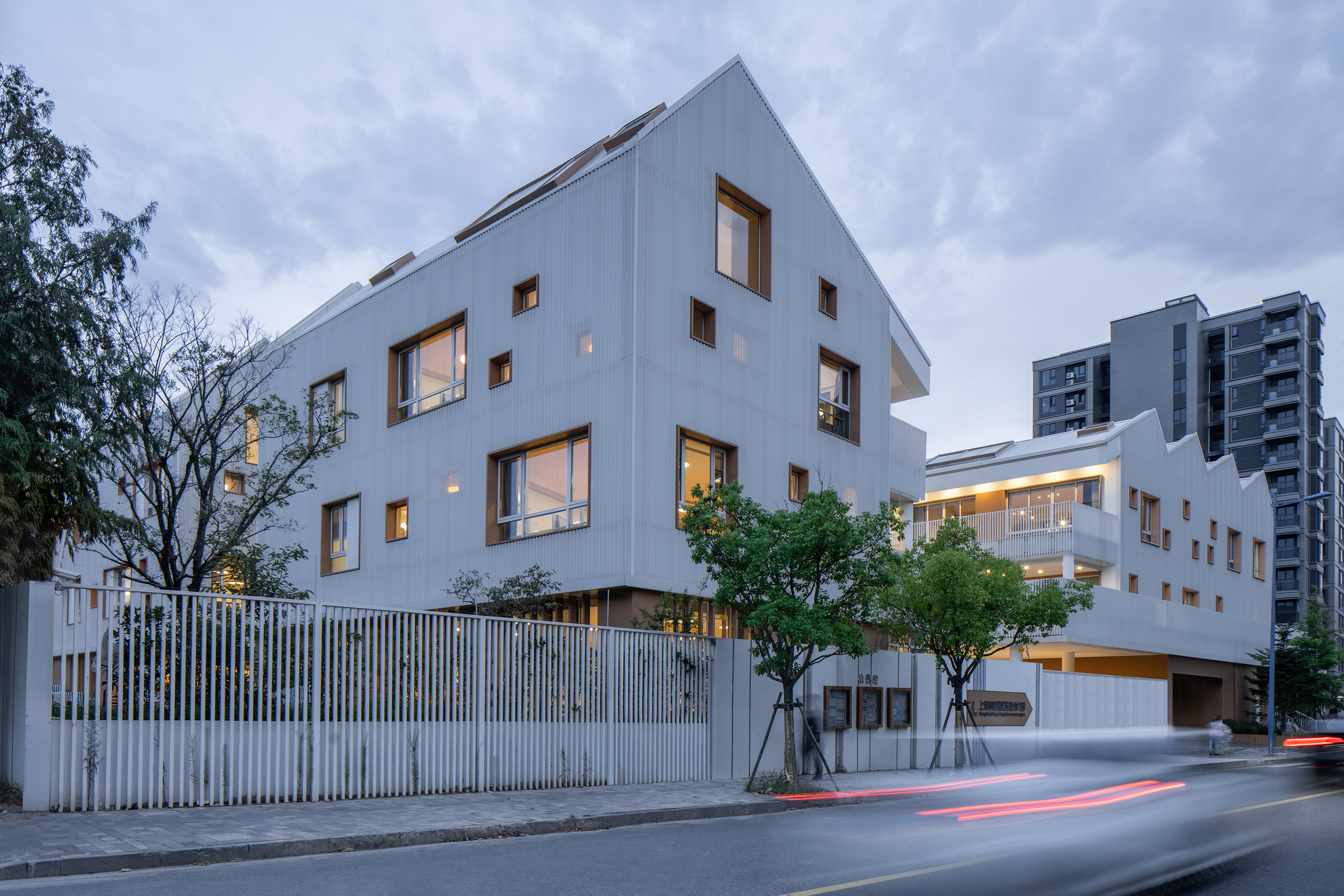 Shanghai Blue Bay Kindergarten by EAST CHINA ARCHITECTURAL DESIGN ...
