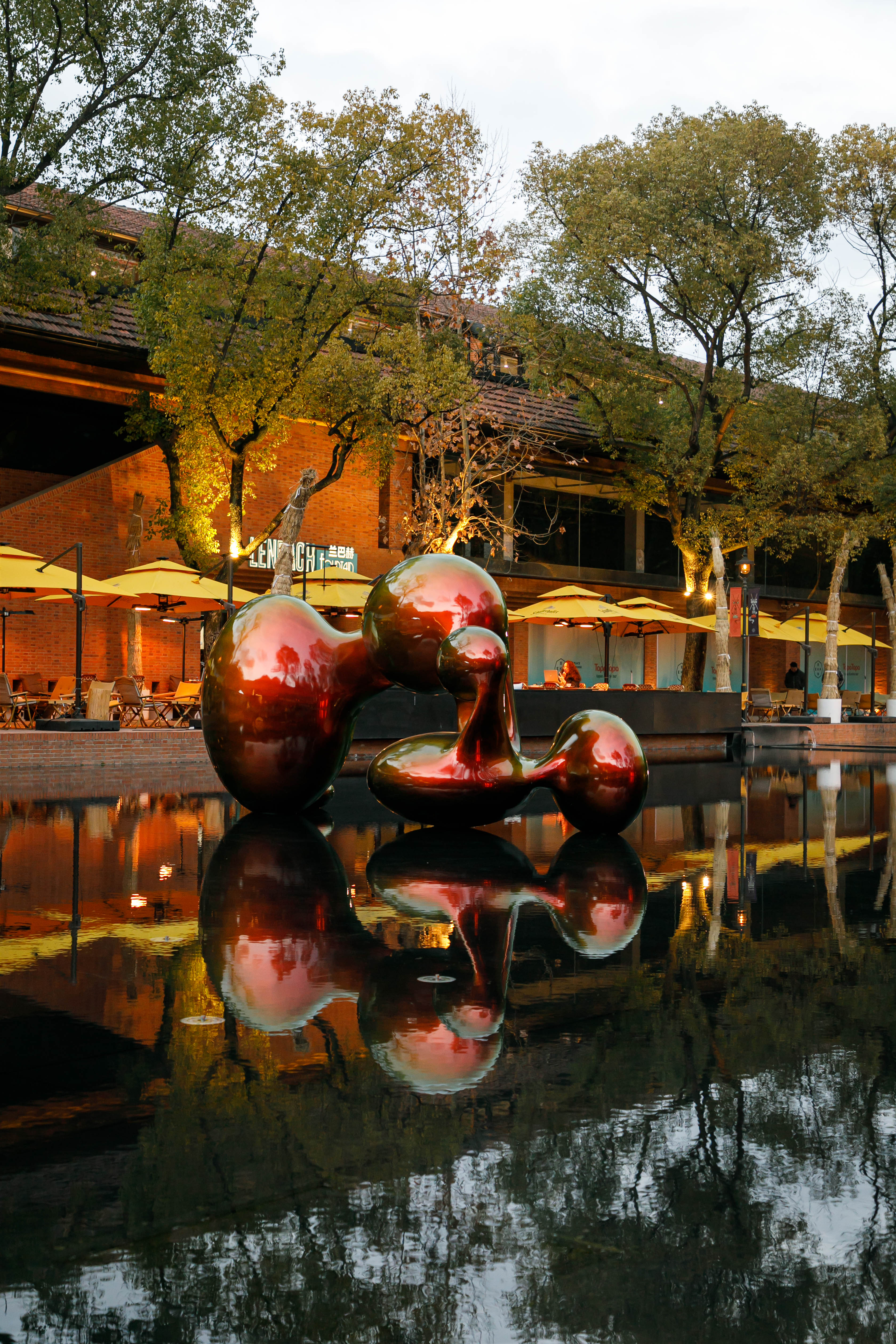 Formlessness in EKA by LZA - Architizer