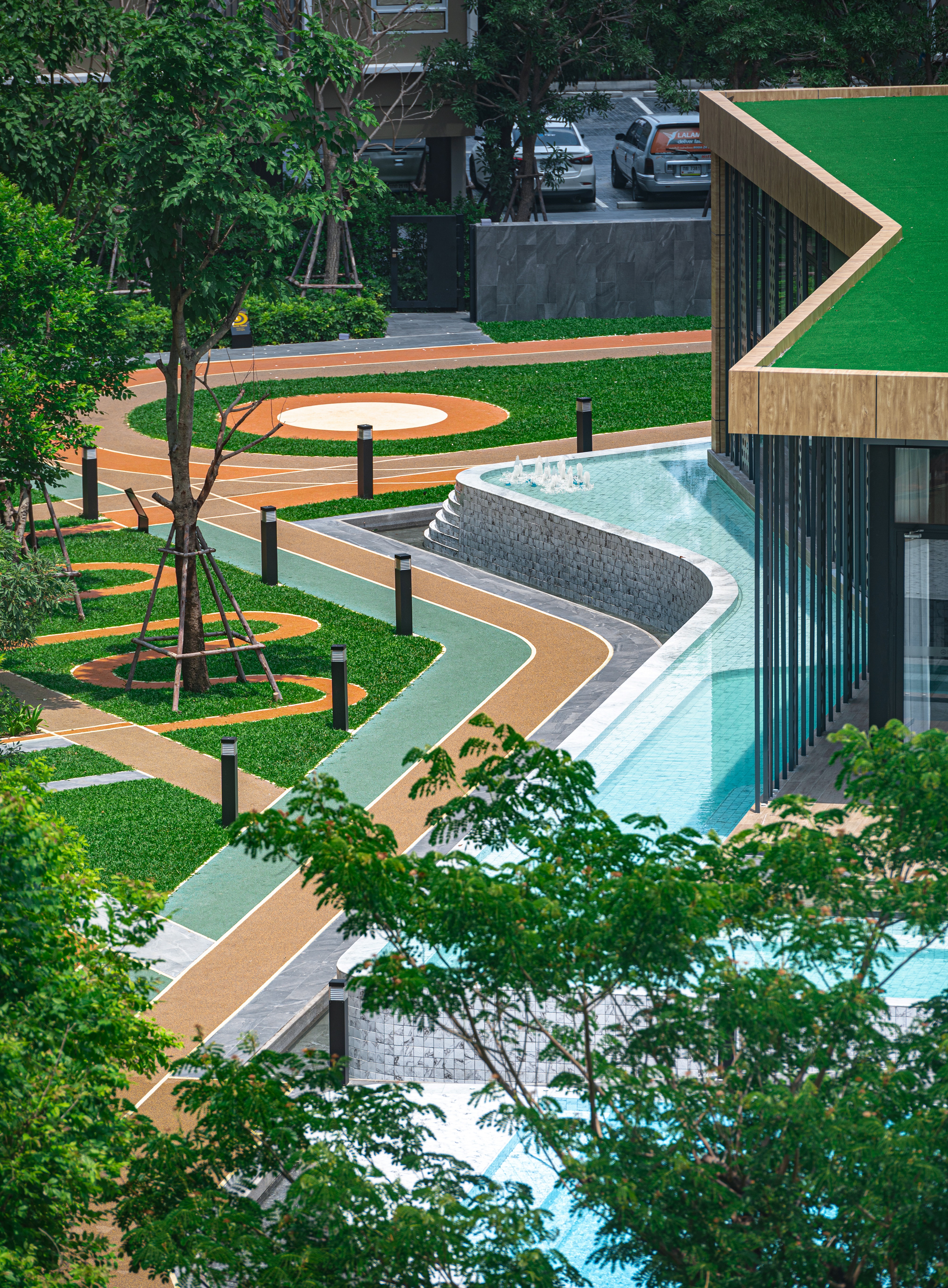 Plum Condo Rangsit Alive 1, 2 by VVdesine Landscape Architecture ...