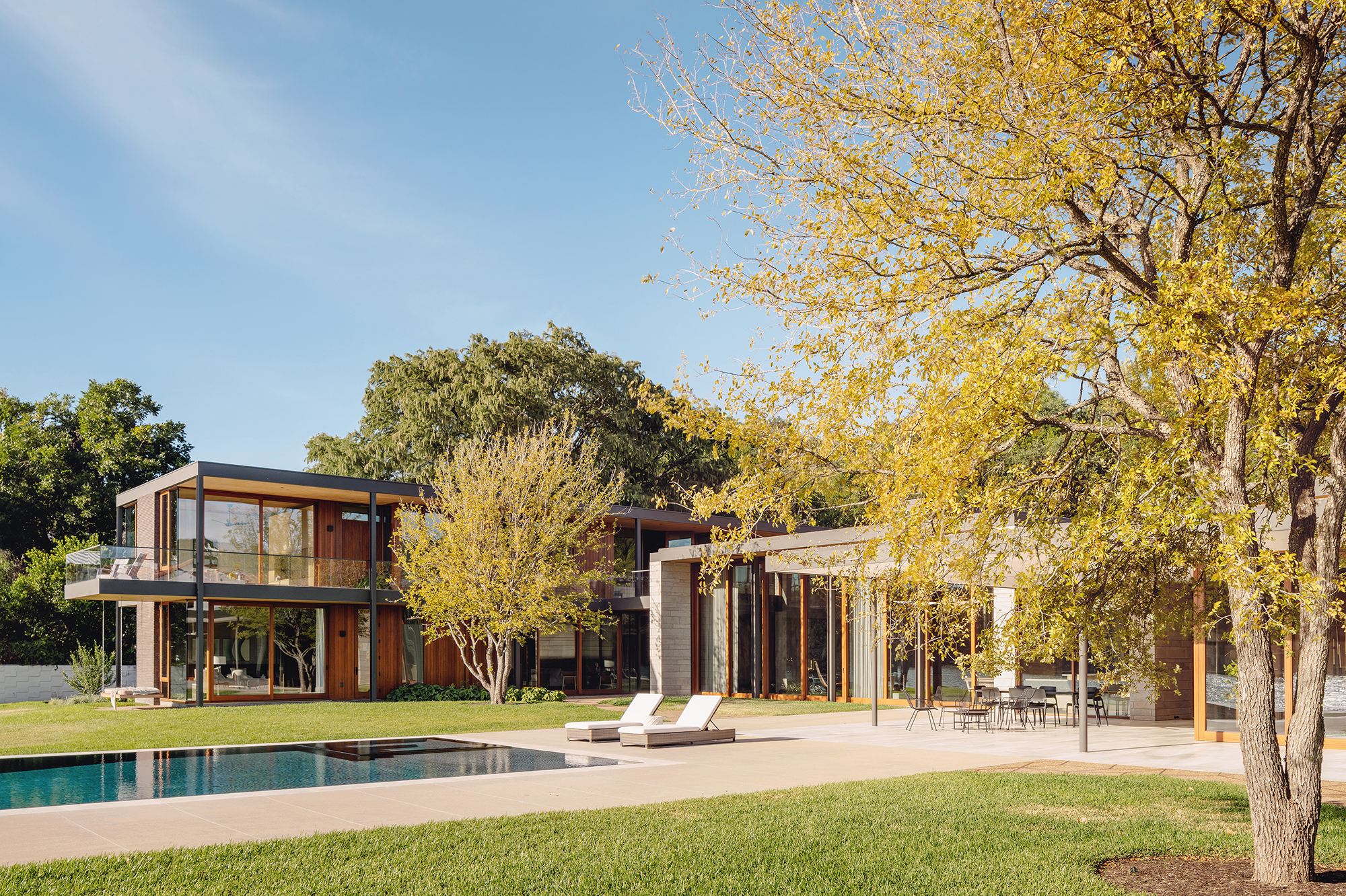 Water's Edge Residence by A Parallel Architecture - Architizer