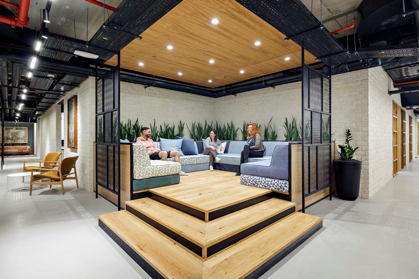 Meteoric Success, Local Spirit and Family Trees: The Awesome Offices of ...