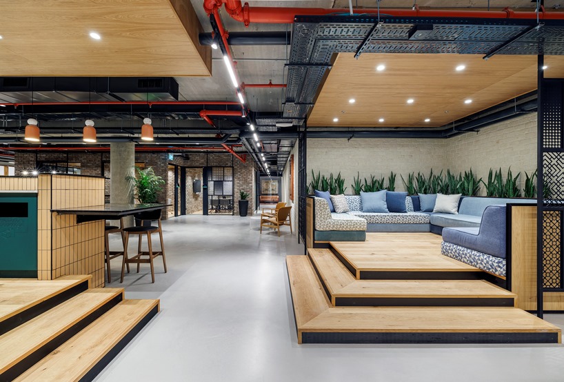 Meteoric Success, Local Spirit and Family Trees: The Awesome Offices of ...