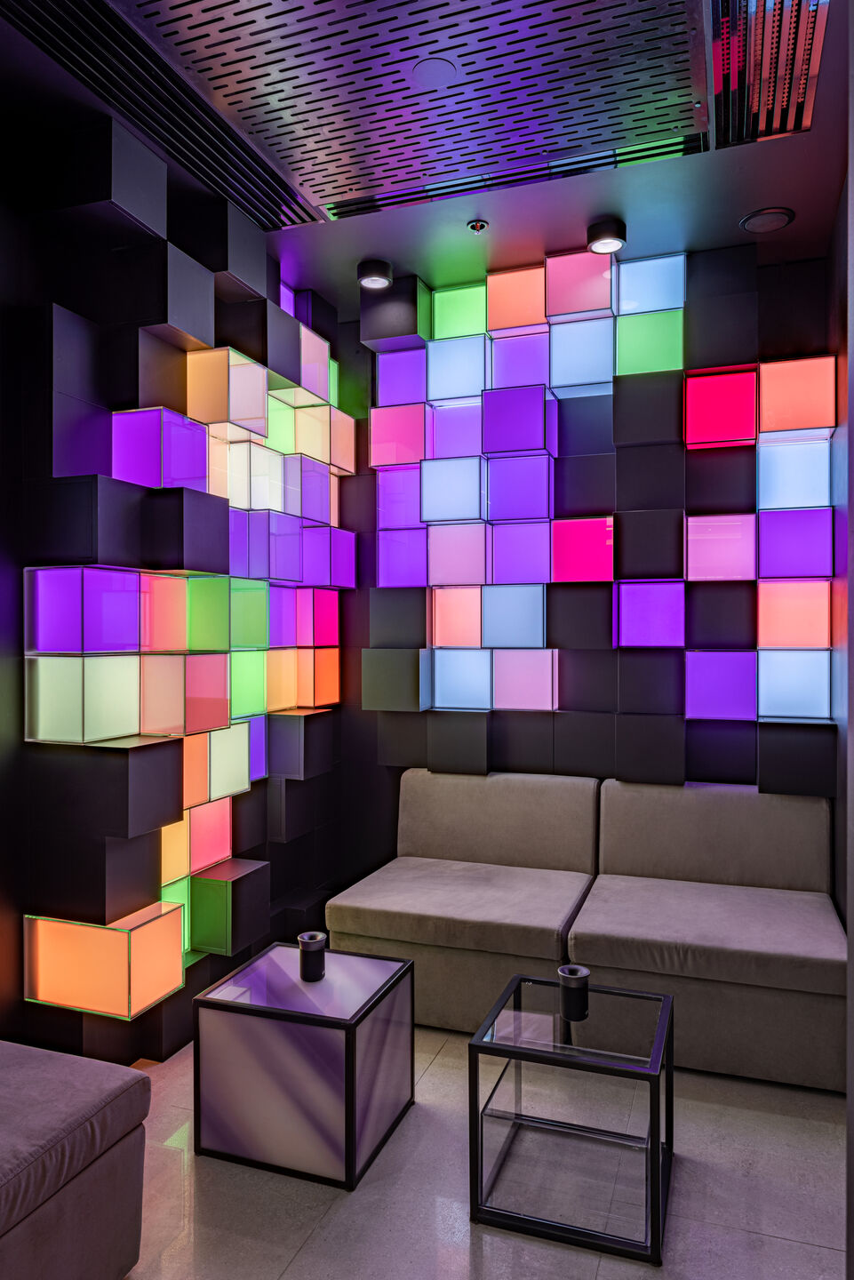 Glo Store by Tengo Design - Architizer