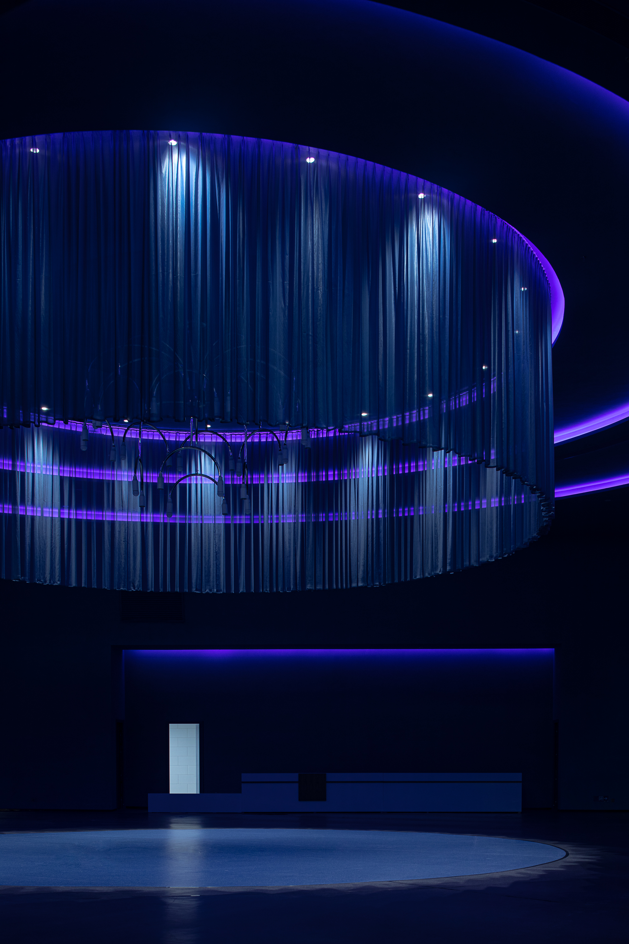 Maiji Mountain Area Tourist Service Center by The Design Institute of ...