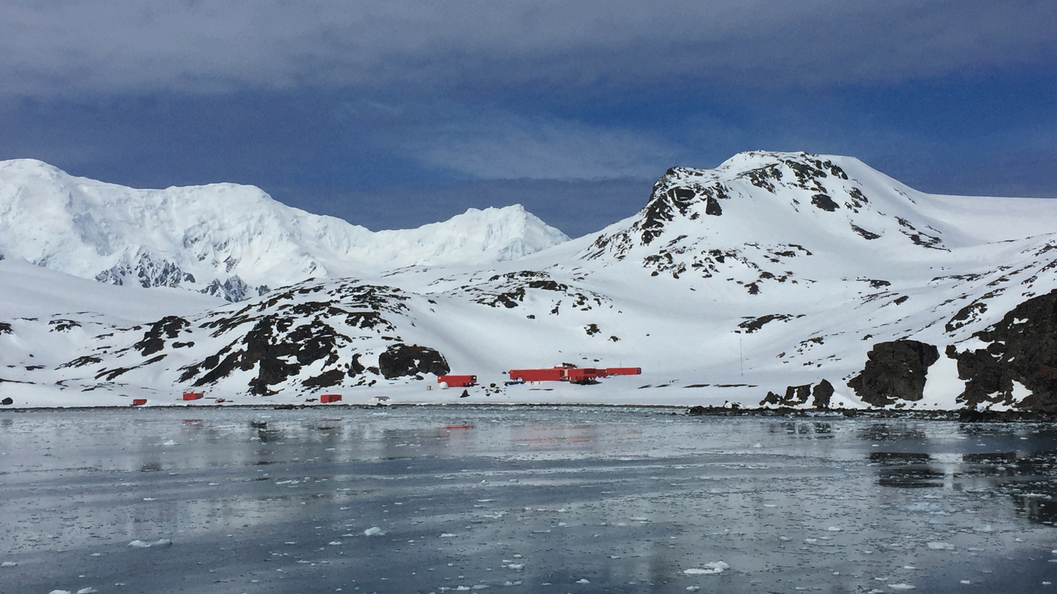 Idea 3939778: Juan Carlos 1 Spanish Antarctic Base by Hugh Broughton ...