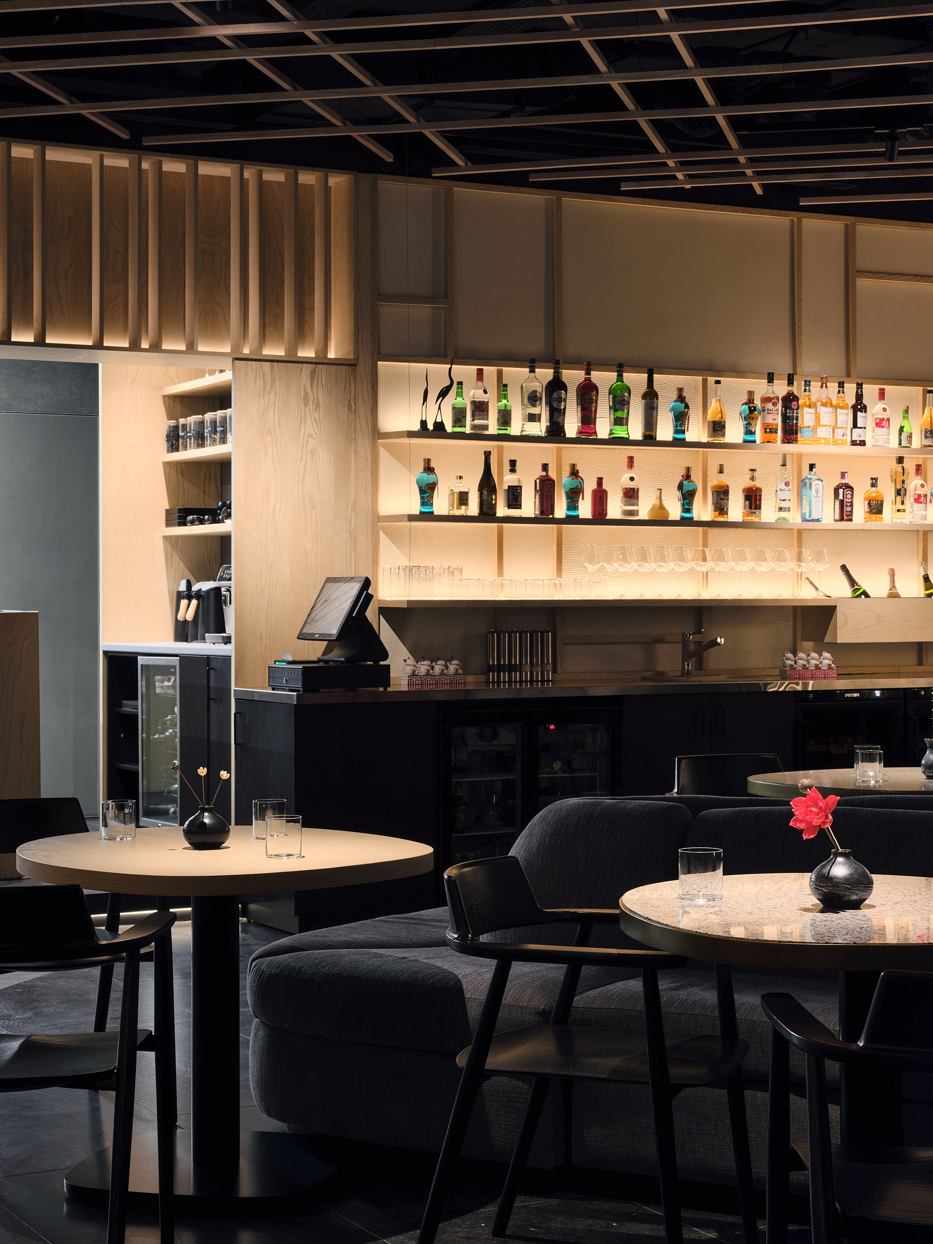 Ichi-Go Ichi-E Restaurant & Bar by IDEOLOGIST - Architizer