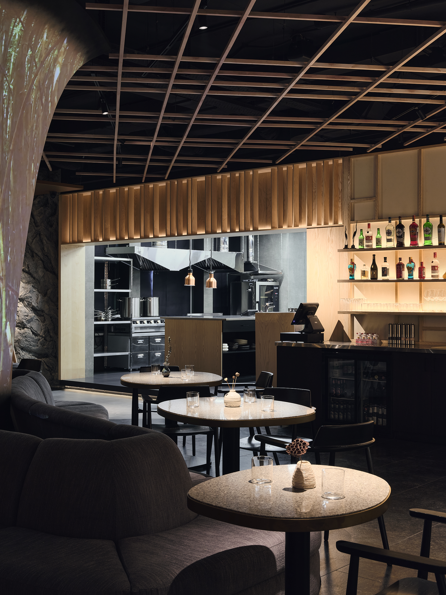 Ichi-Go Ichi-E Restaurant & Bar by IDEOLOGIST - Architizer